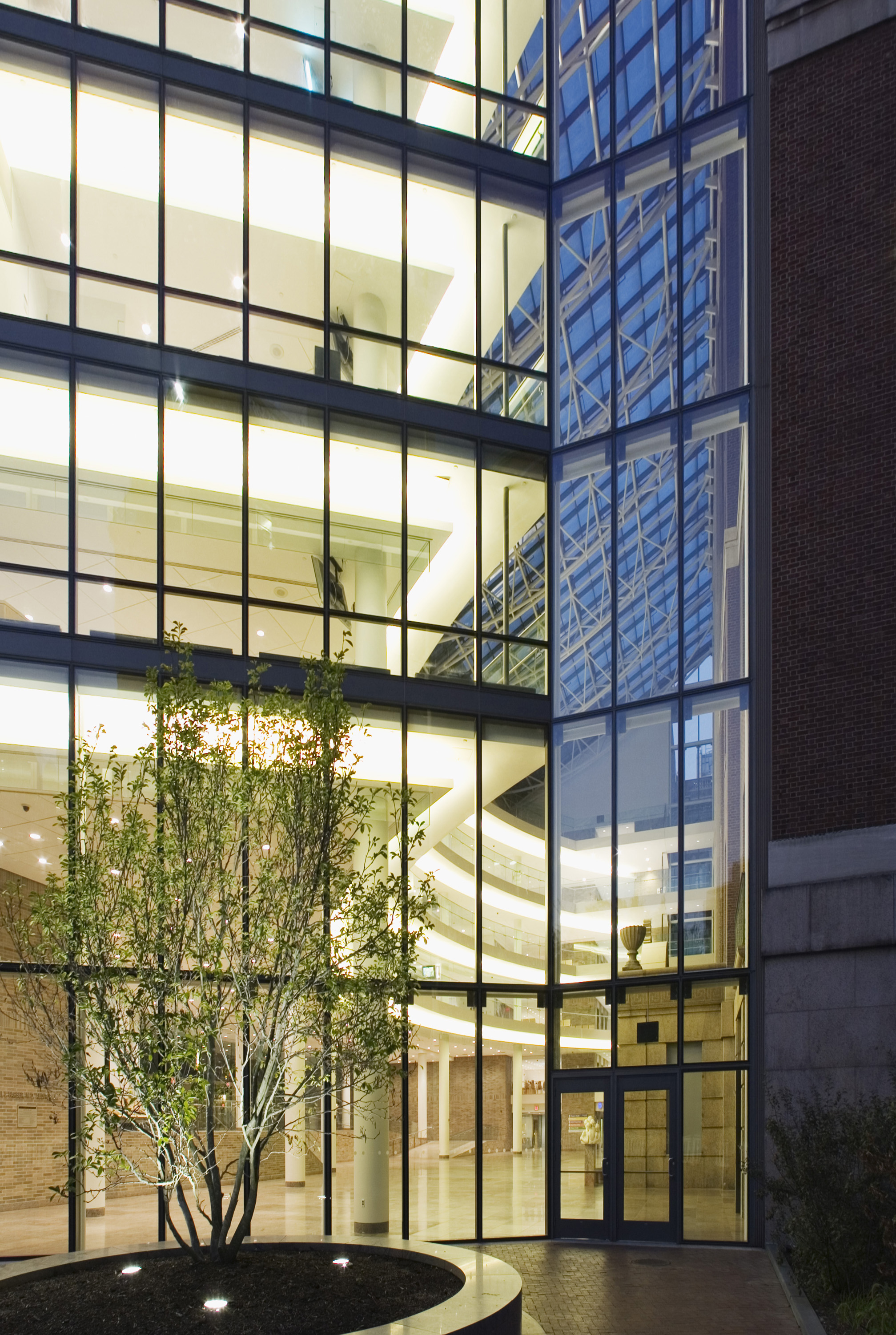 Bellevue Hospital Center Ambulatory Care Facility by Pei Cobb Freed ...