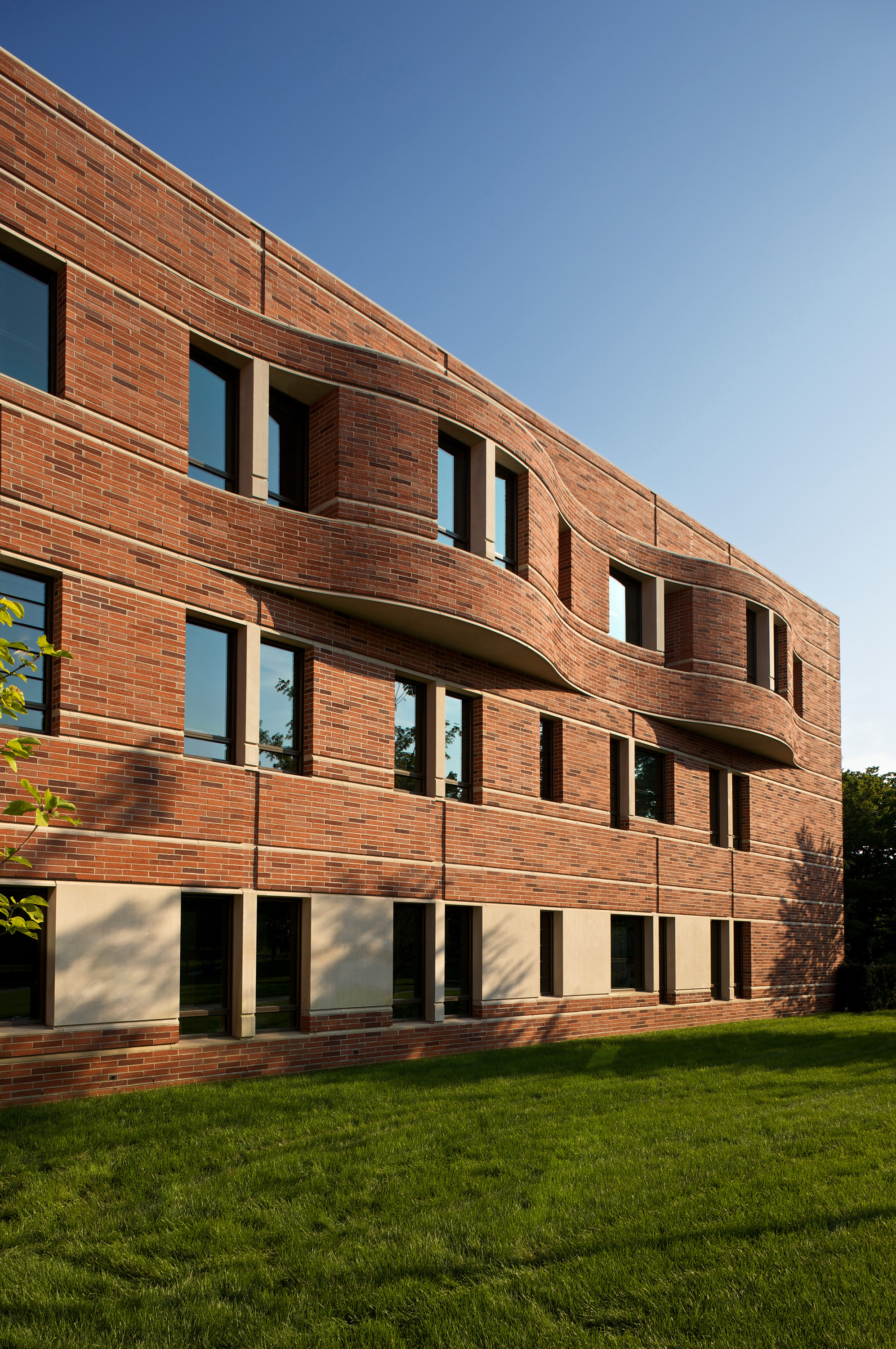 Butler College Dormitories, Princeton University by Pei Cobb Freed ...