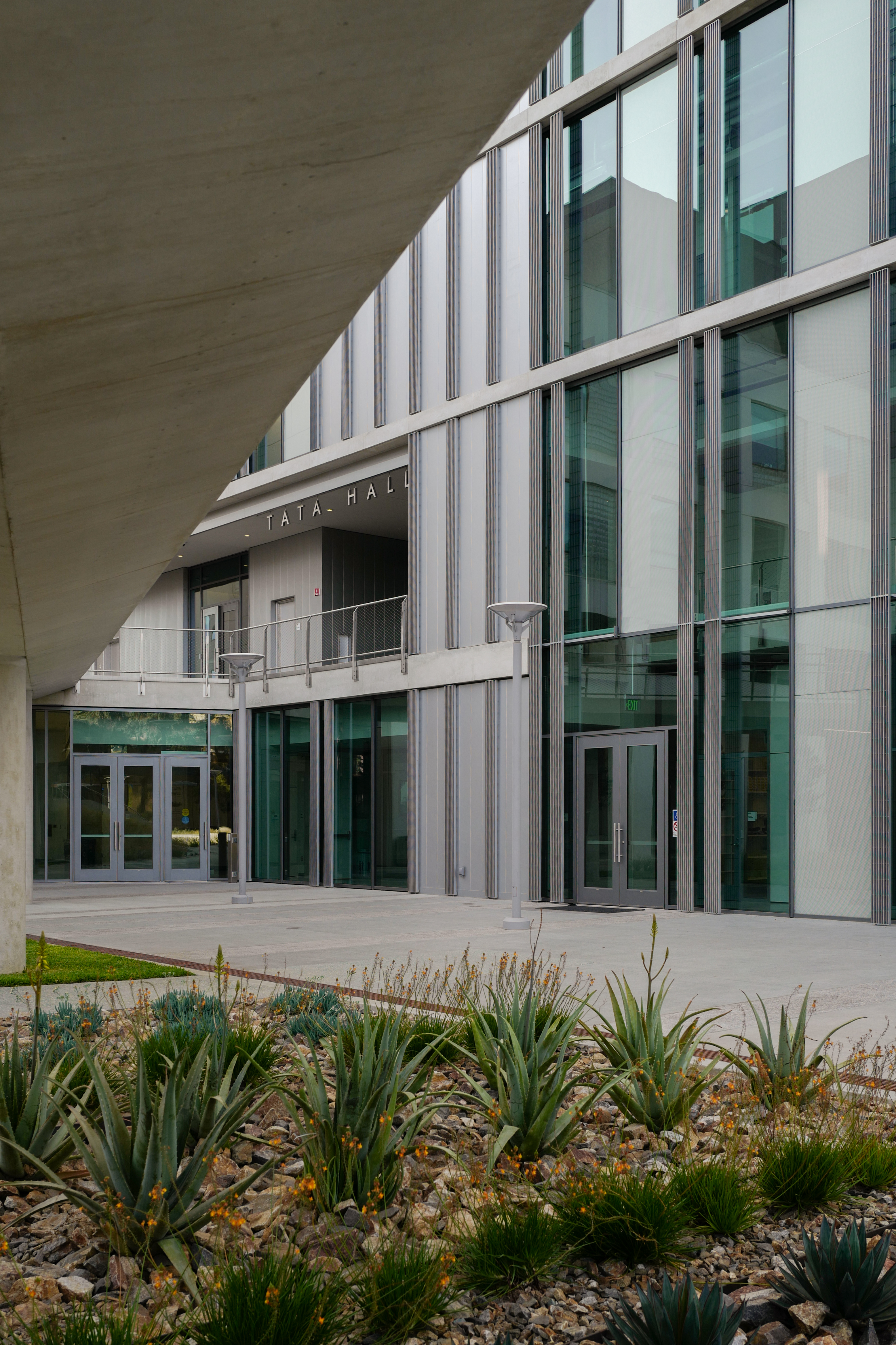UCSD Tata Hall for the Sciences - Architizer