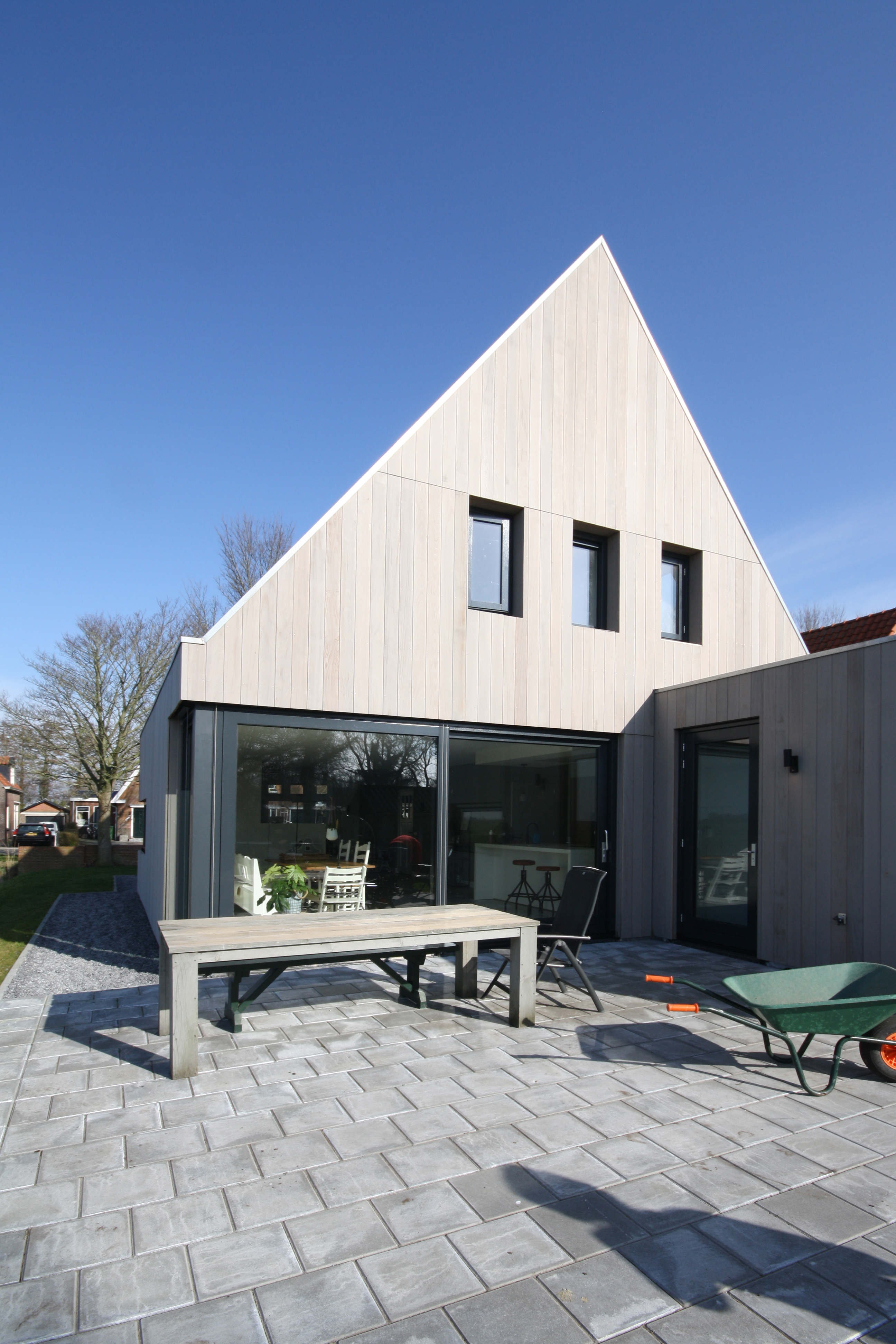 Double-sided house by Lautenbag Architectuur - Architizer