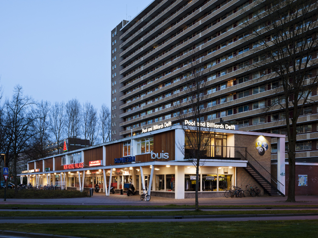 new facade + promenade shoppingmall by derksen windt architecten ...