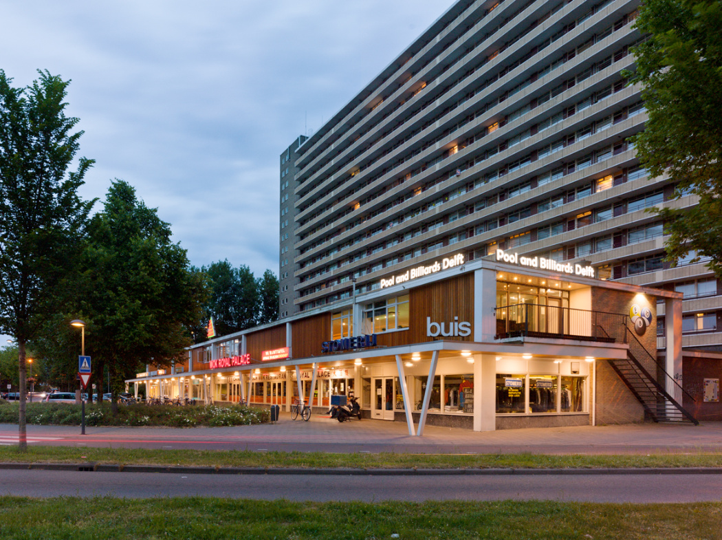 new facade + promenade shoppingmall by derksen windt architecten ...