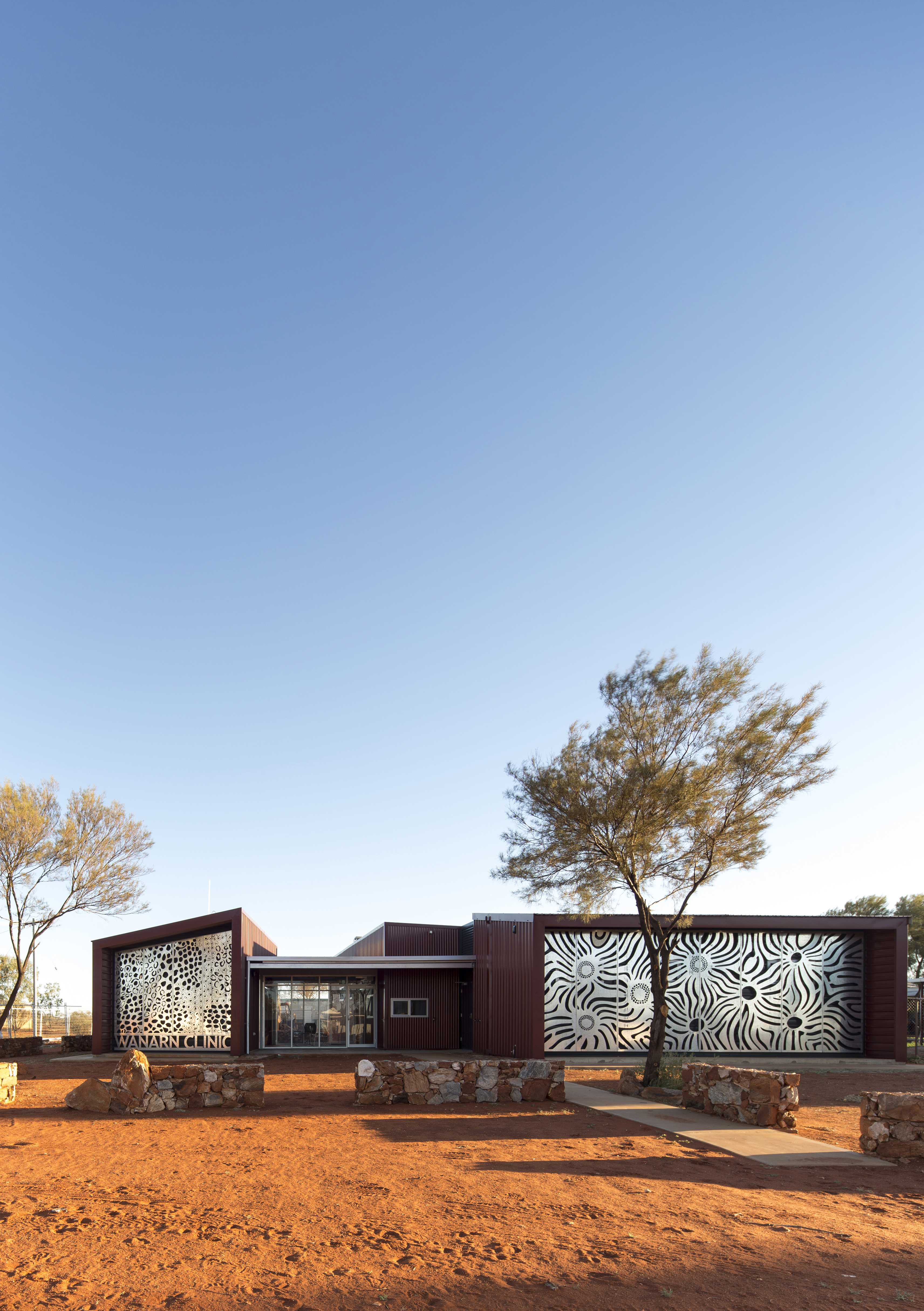 Idea 2678707: Wanarn Clinic by Kaunitz Yeung Architecture in Australia ...
