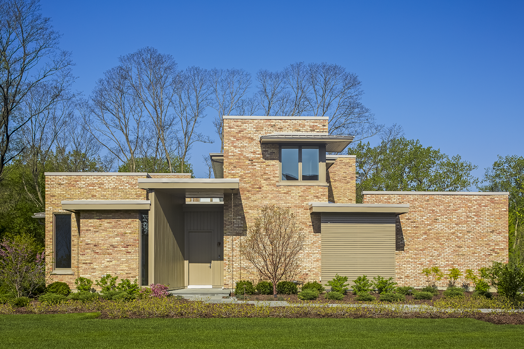 Contemporary Burr Ridge Home by Mark Eric Benner - Architects, Ltd ...