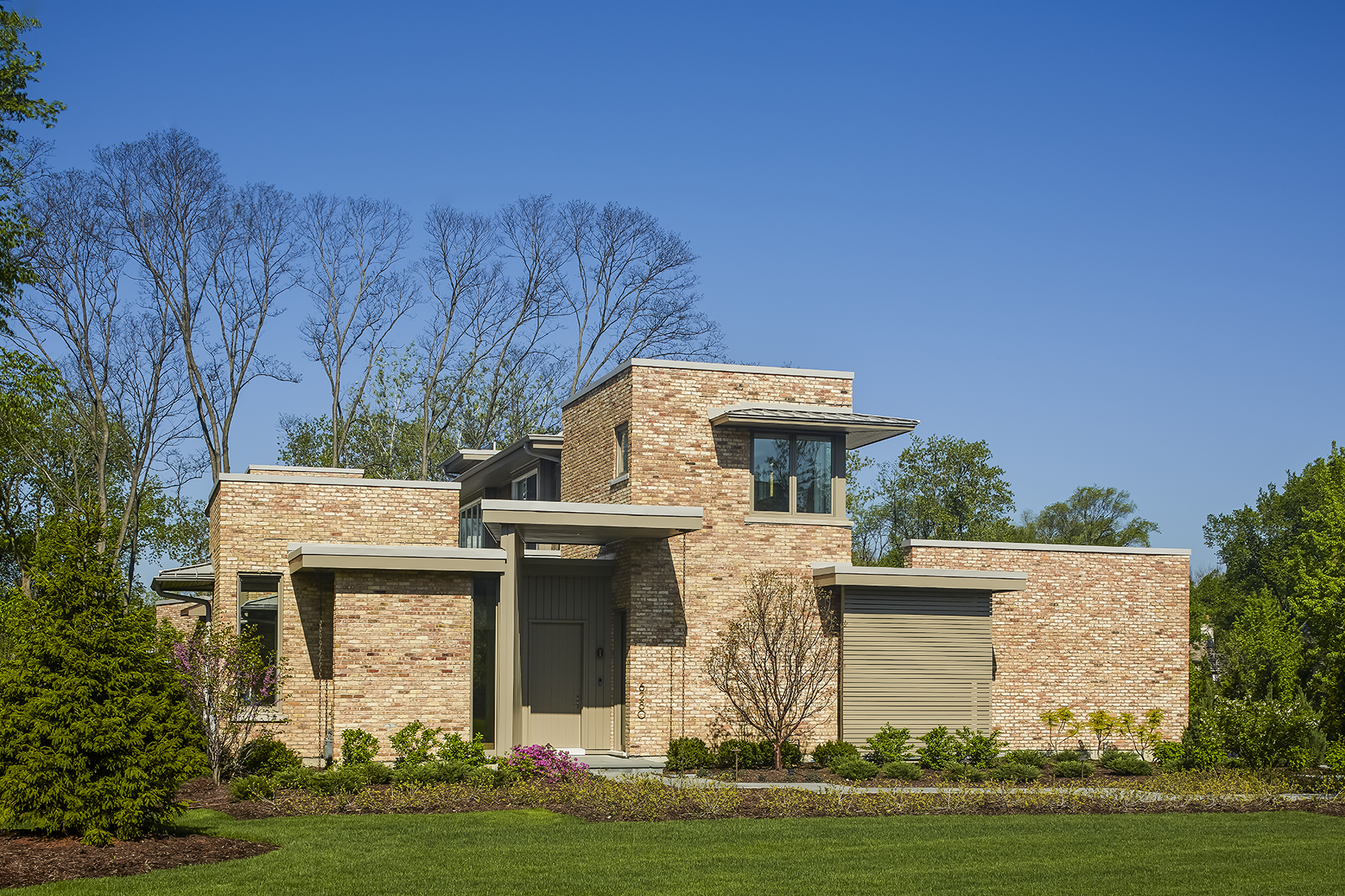 Contemporary Burr Ridge Home by Mark Eric Benner - Architects, Ltd ...