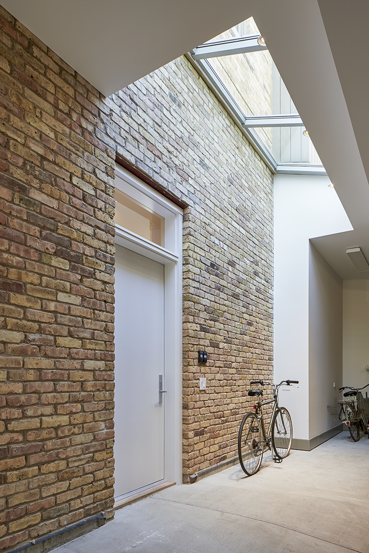 Contemporary Burr Ridge Home by Mark Eric Benner - Architects, Ltd ...