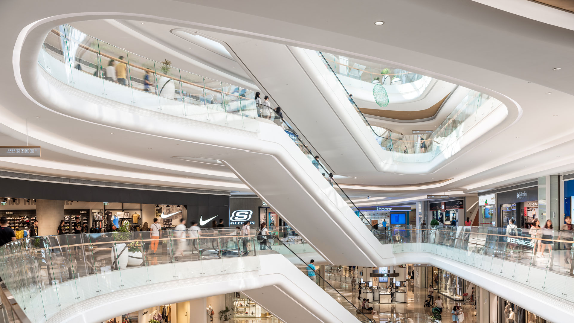 Uniwalk Mall by LAGUARDA.LOW ARCHITECTS - Architizer