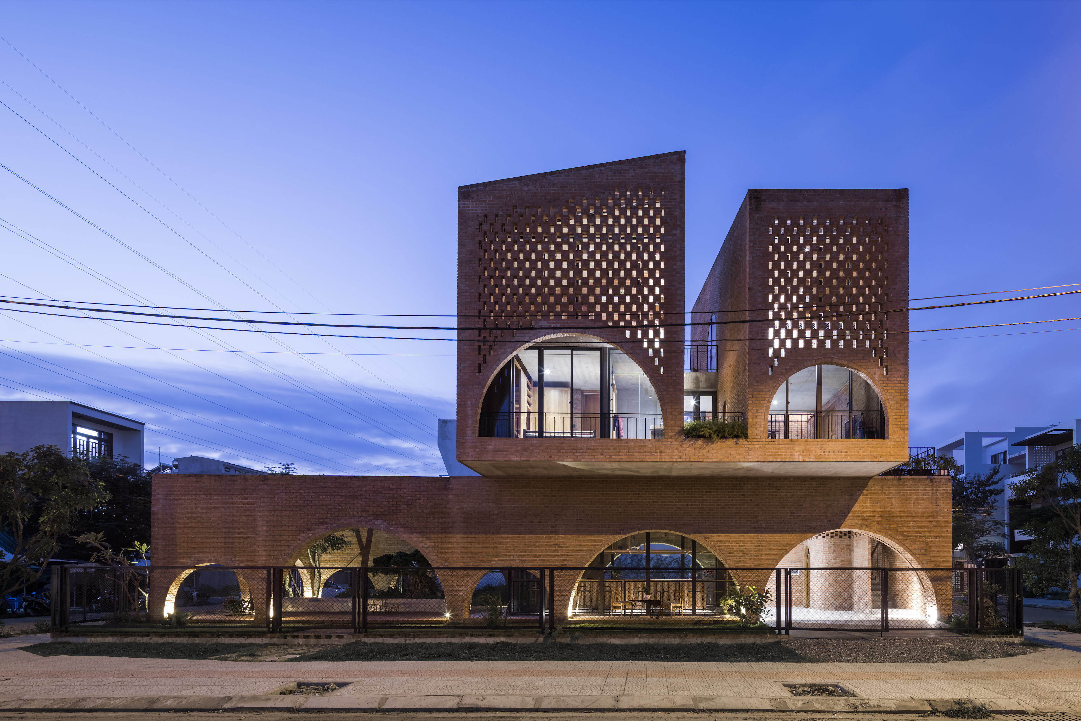 CUCKOO HOUSE by TROPICAL SPACE - Architizer