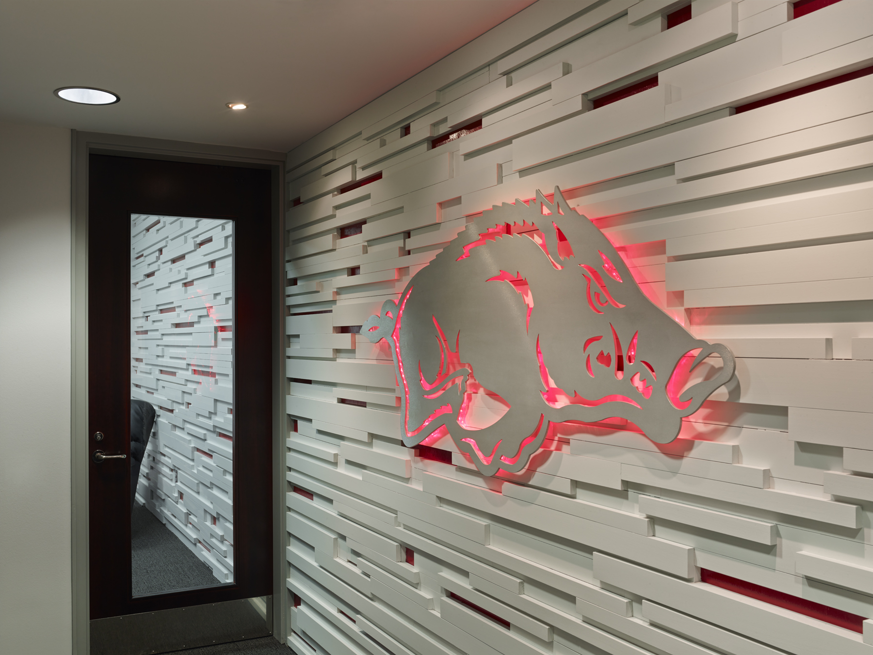 Razorback Basketball Locker Rooms by modus studio - Architizer