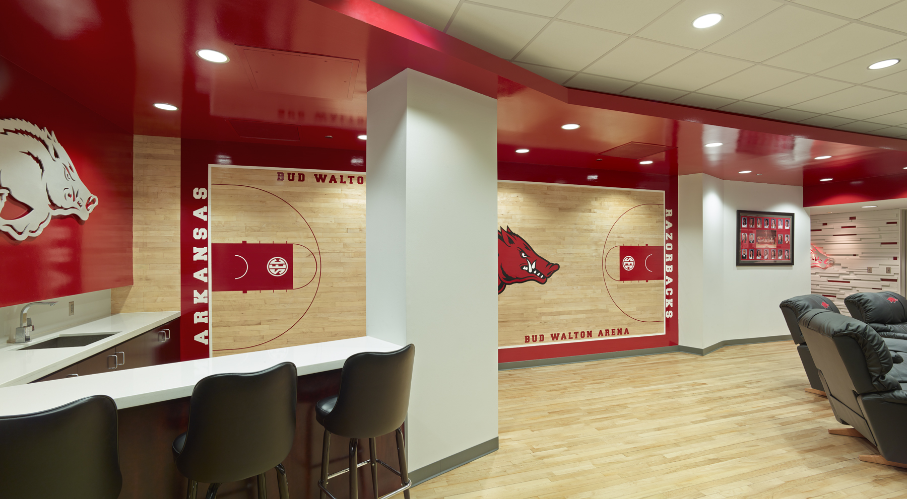 Razorback Basketball Locker Rooms by modus studio - Architizer