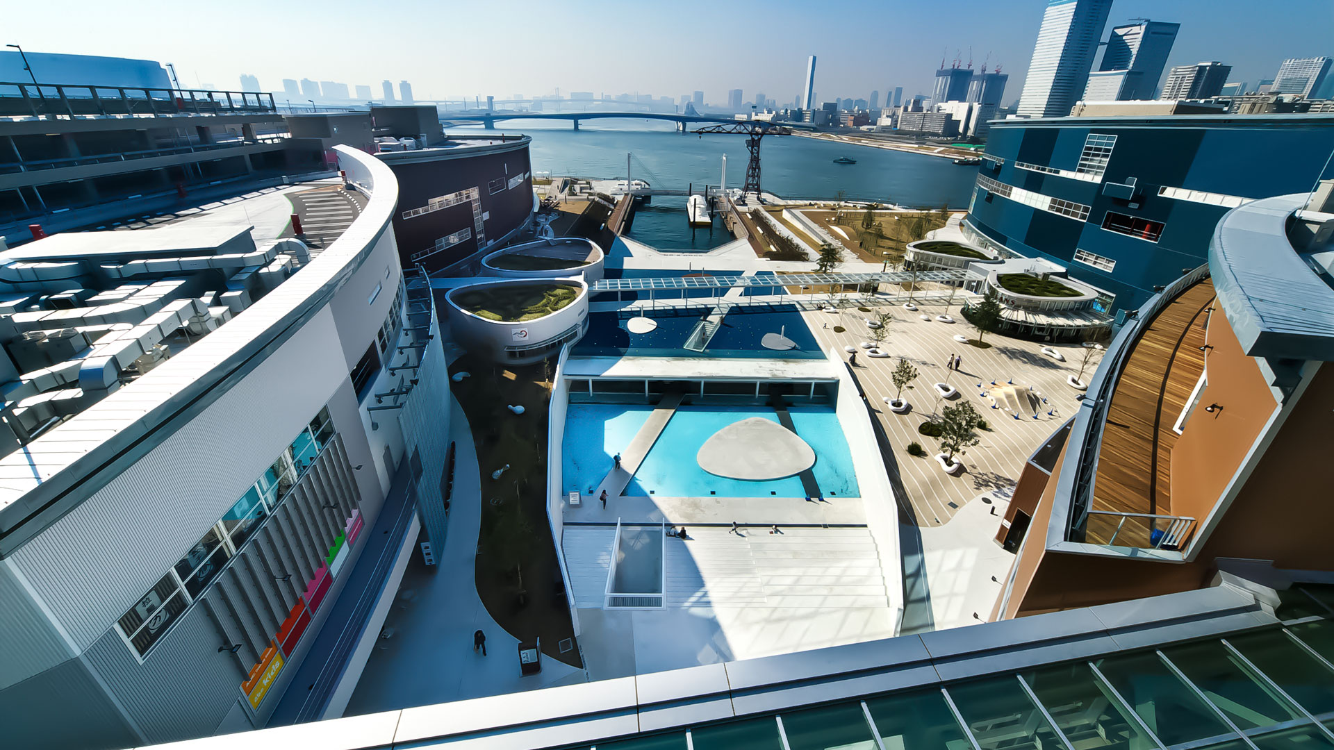 Idea 2683676: Toyosu Lalaport Center by LAGUARDA.LOW ARCHITECTS in ...