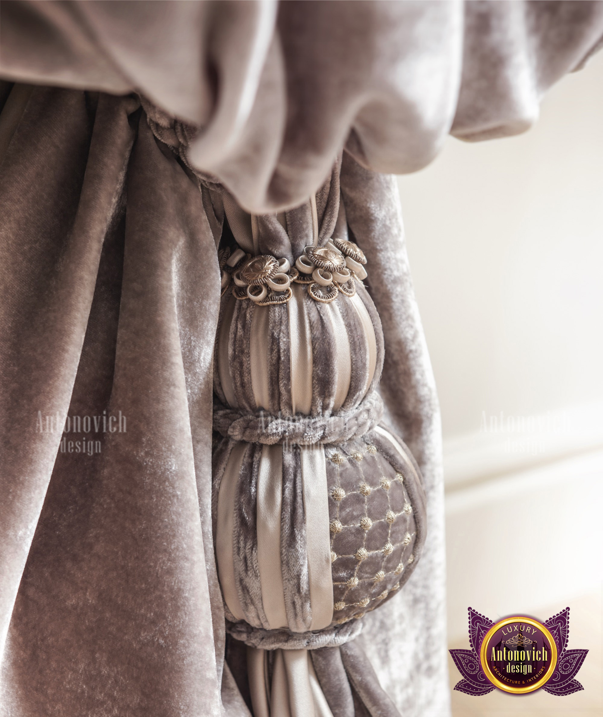 Magnificent Intricate Curtain Designs for Huge Homes by LUXURY ...