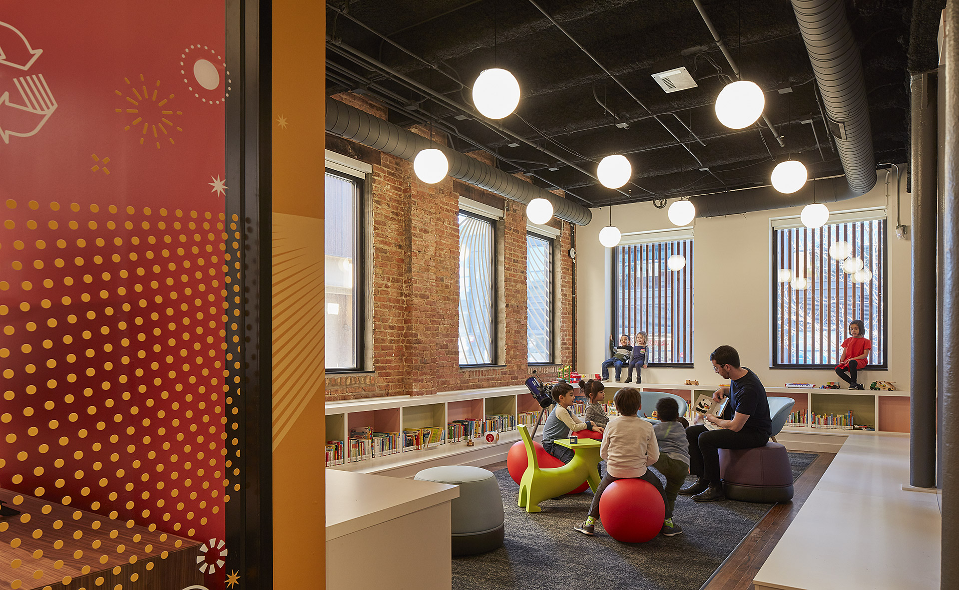 Chicago Public Library, West Loop Branch by Skidmore, Owings & Merrill ...