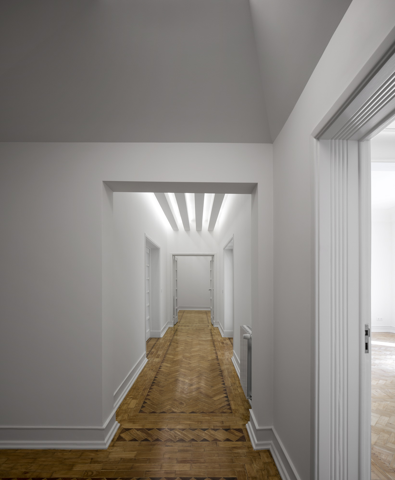 Idea 2689292: Sidonio Pais Apartment by João Tiago Aguiar, arquitectos ...