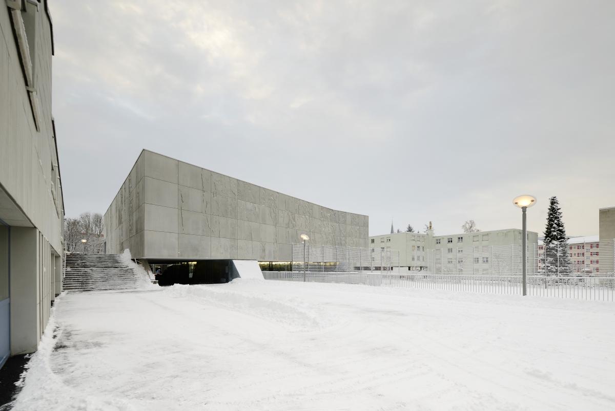 Triangle House by E2A Piet Eckert und Wim Eckert Architekten - Architizer