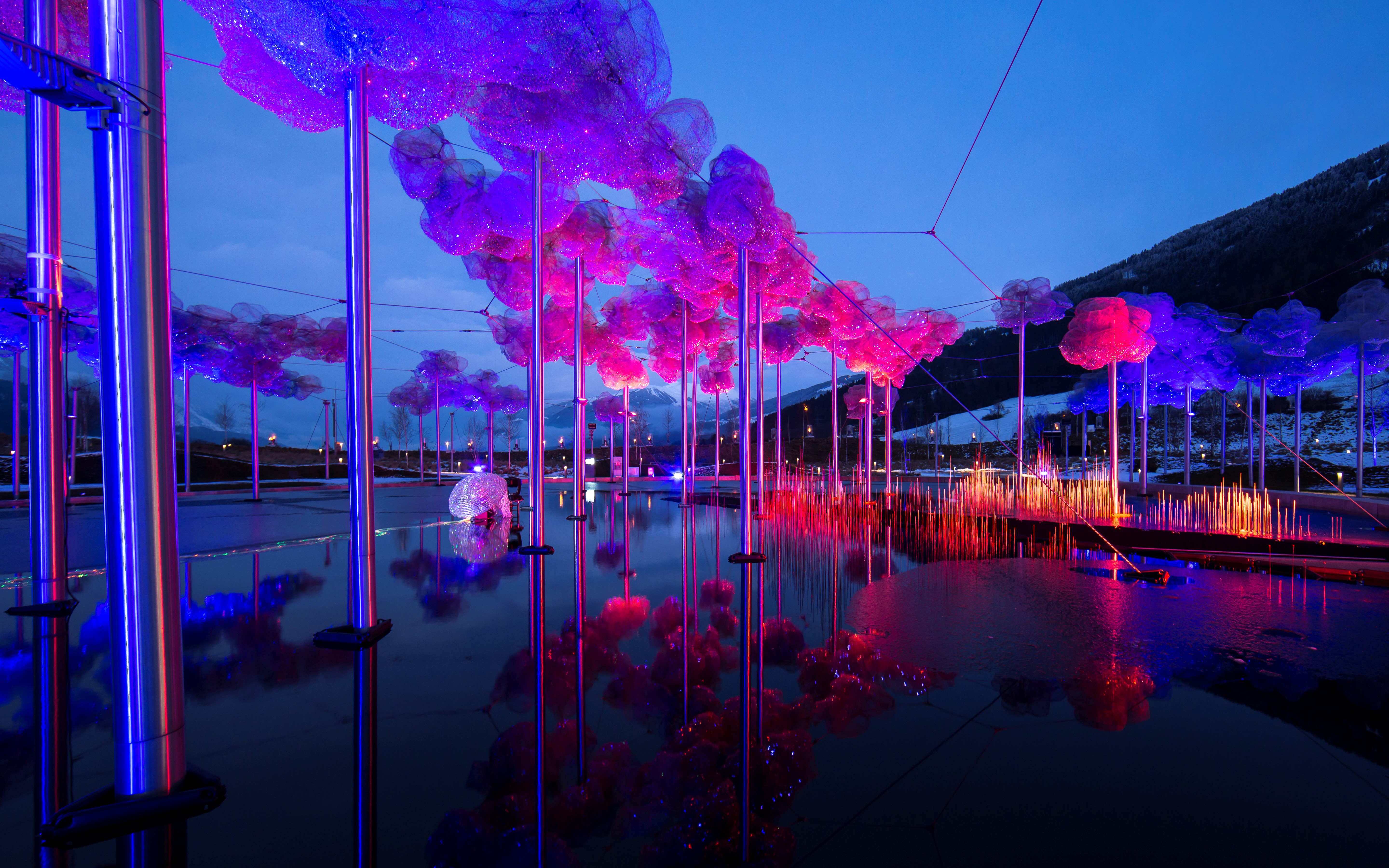 Amadeus’ operation room of their computer centre in Erding - Architizer