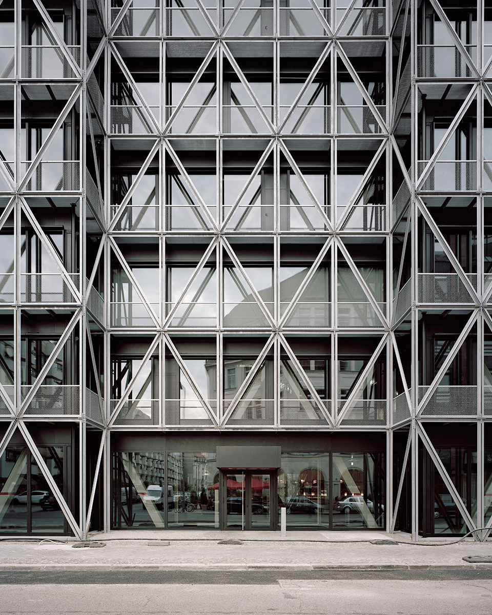 Triangle House by E2A Piet Eckert und Wim Eckert Architekten - Architizer