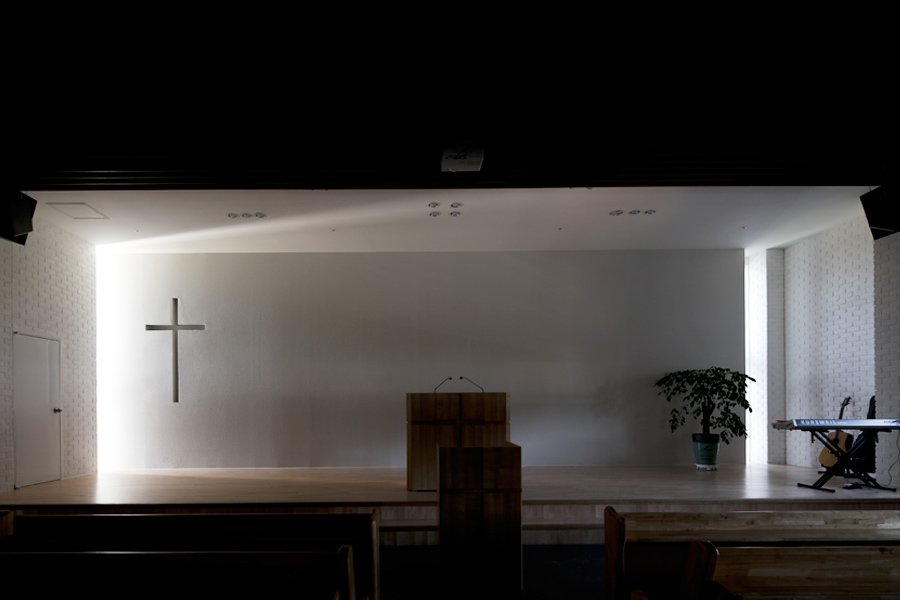 Light Filled Church by Smaller Architects - Architizer