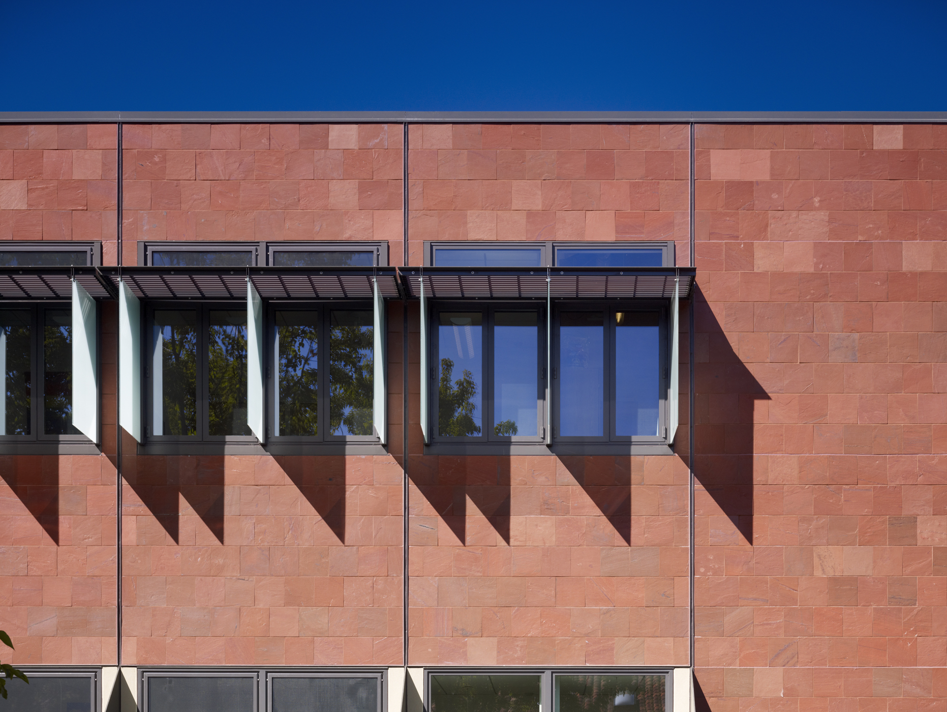 Michael J. Homer Science and Student Life Center by LEDDY MAYTUM STACY ...
