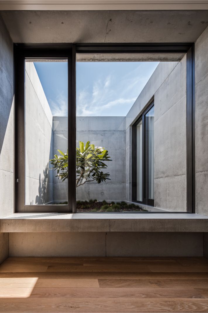 Mermaid Beach Residence by B.E Architecture - Architizer