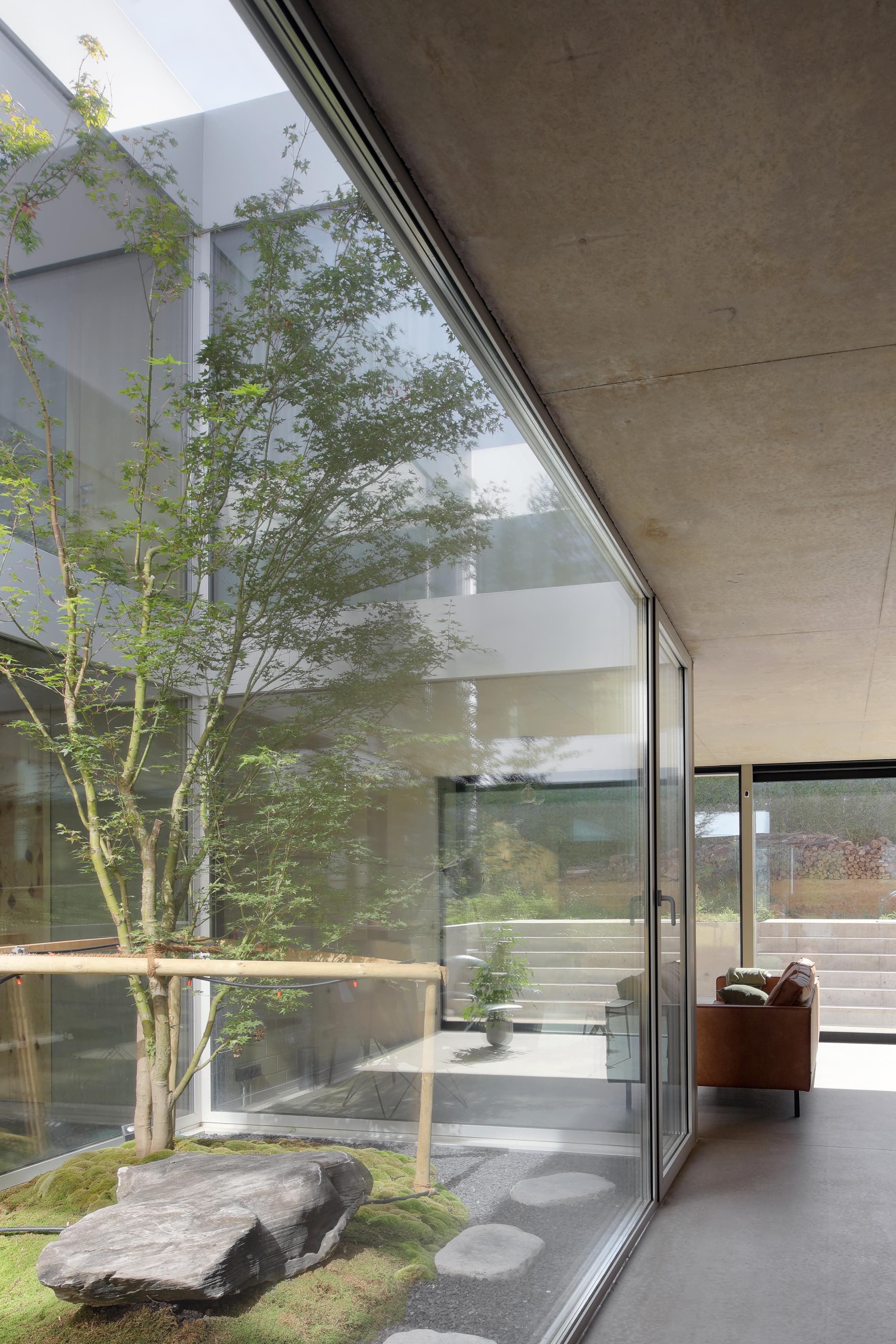 FANY by 2001 - Architizer