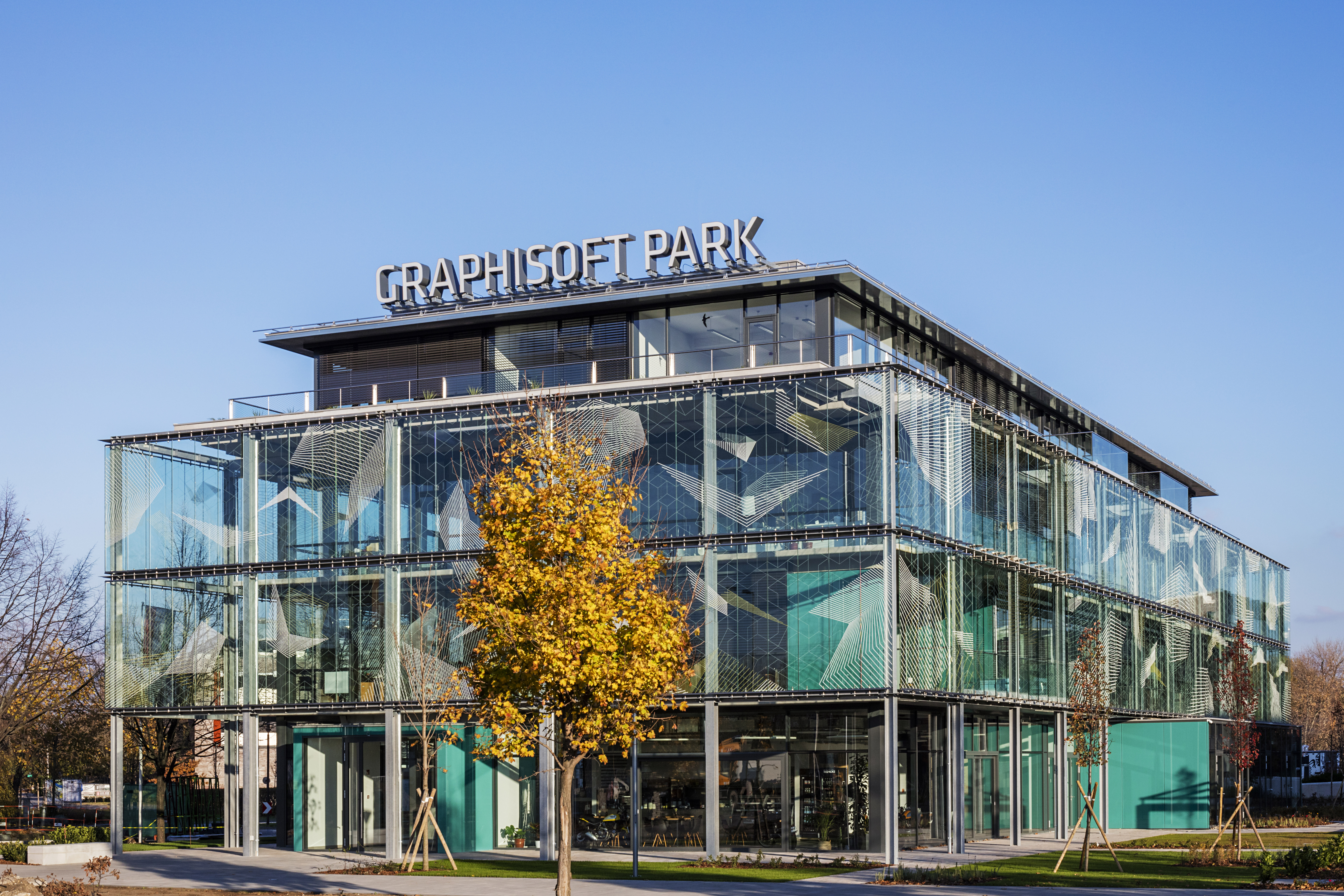 Graphisoft Park Startup Building, facade design by S39 Hybrid Design ...