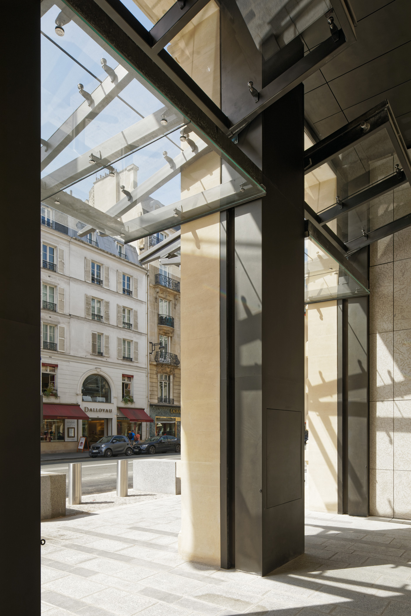 Canadian Embassy and Cultural Center by VIGUIER architecture urbanisme ...