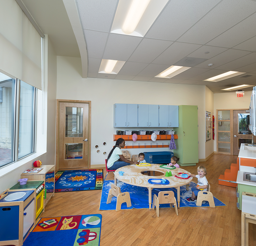 Crystal City Children's Center by Maginniss + del Ninno Architects ...