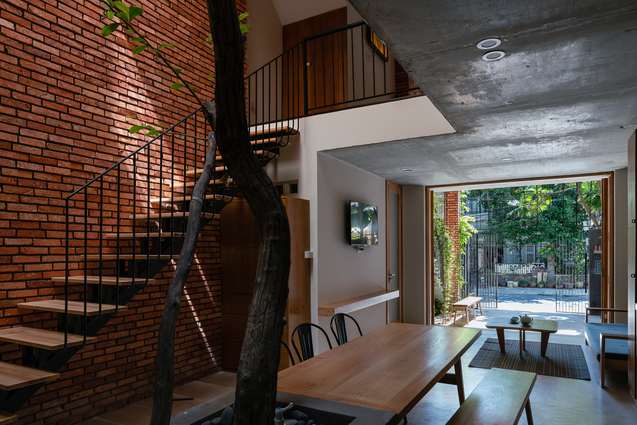 DT House by IZ architects - Architizer