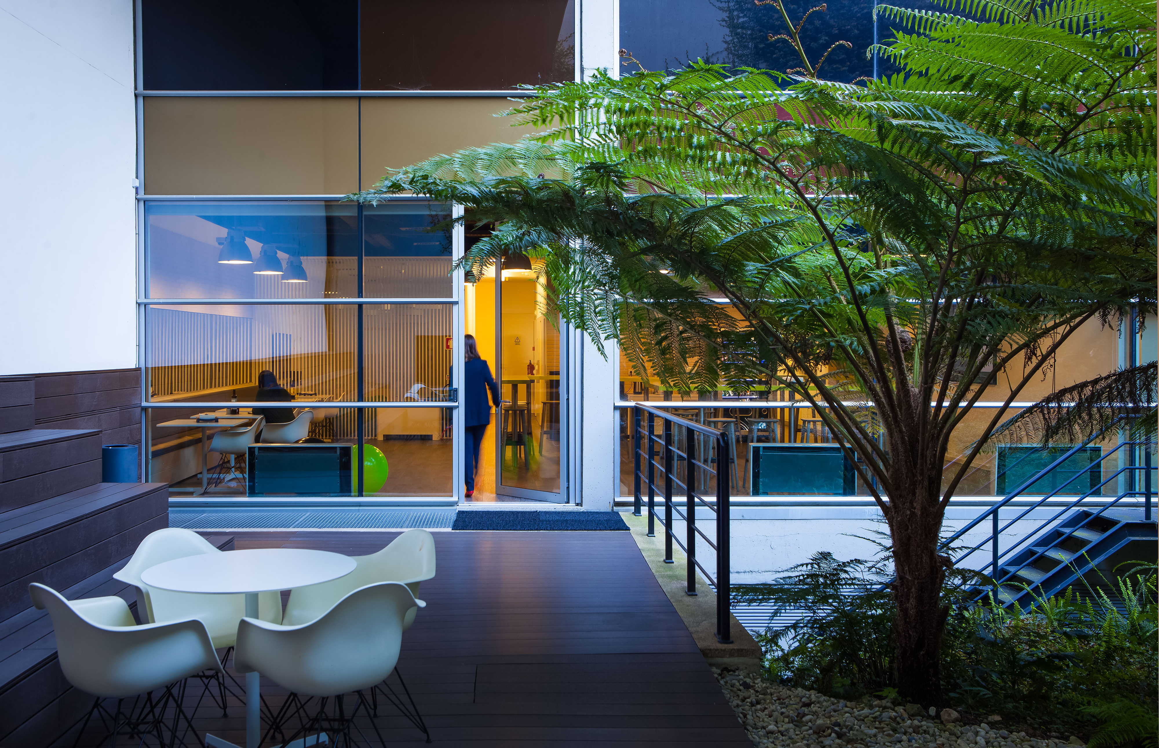 Deloitte Digital Porto by Ventura + Partners - Architizer