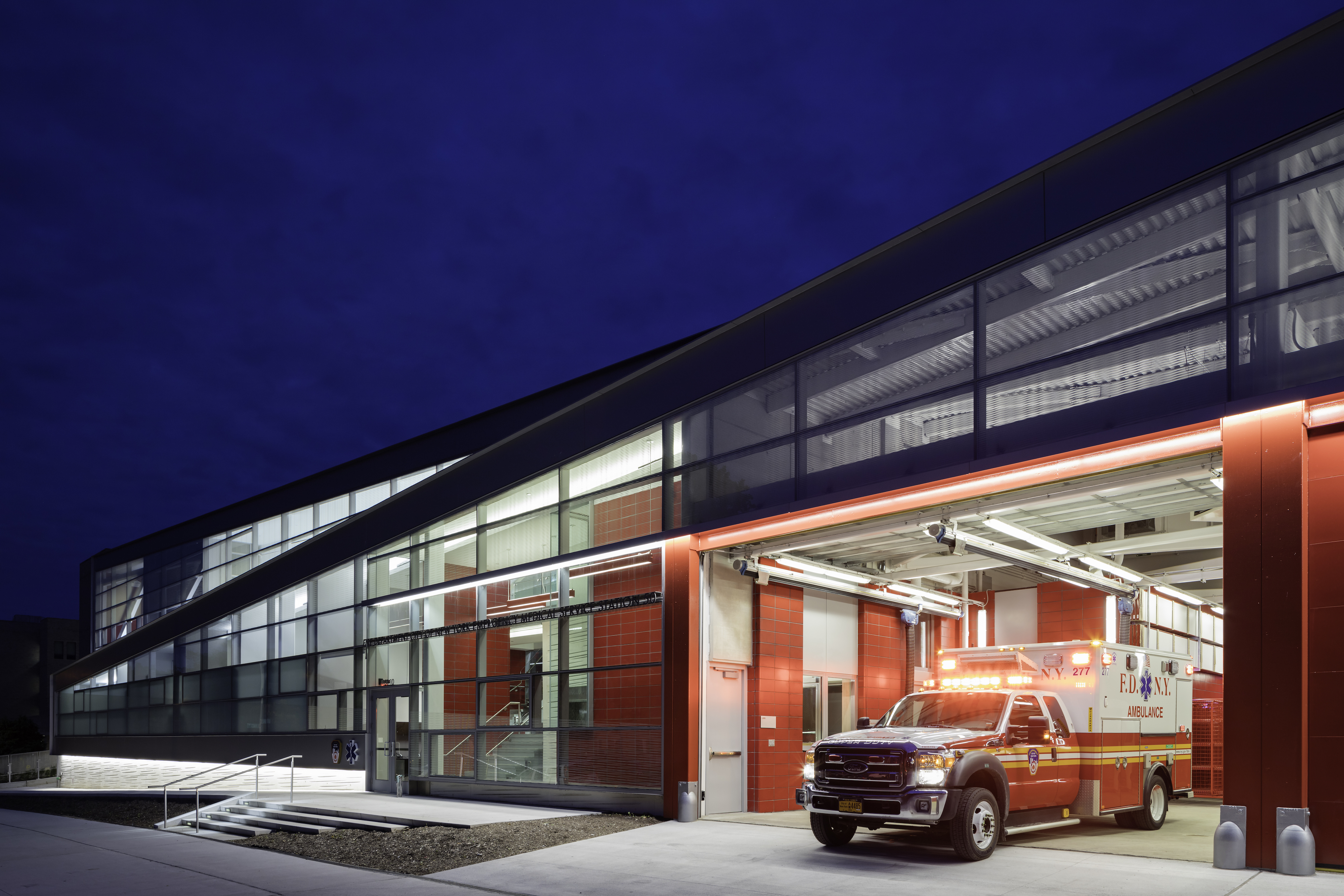 Restless Response: Emergency Medical Station 50 by Dean/Wolf Architects ...