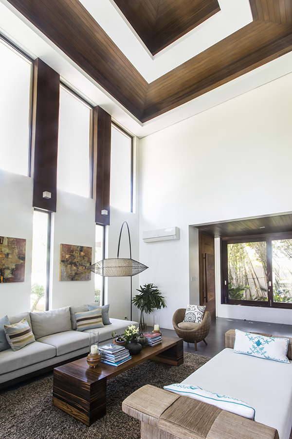 S Residence by DEQA Design Collaborative (formerly DDC Architectural ...