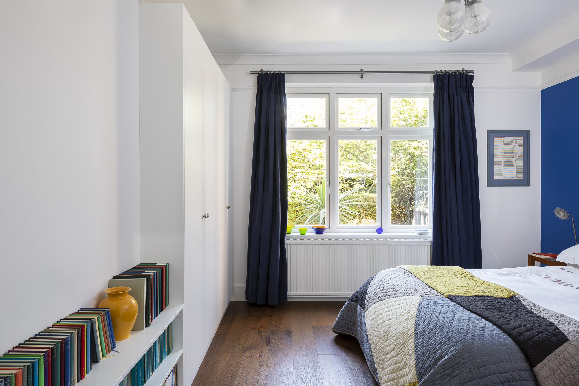 Mondrian Apartment in West Hampstead, London by VORBILD Architecture ...