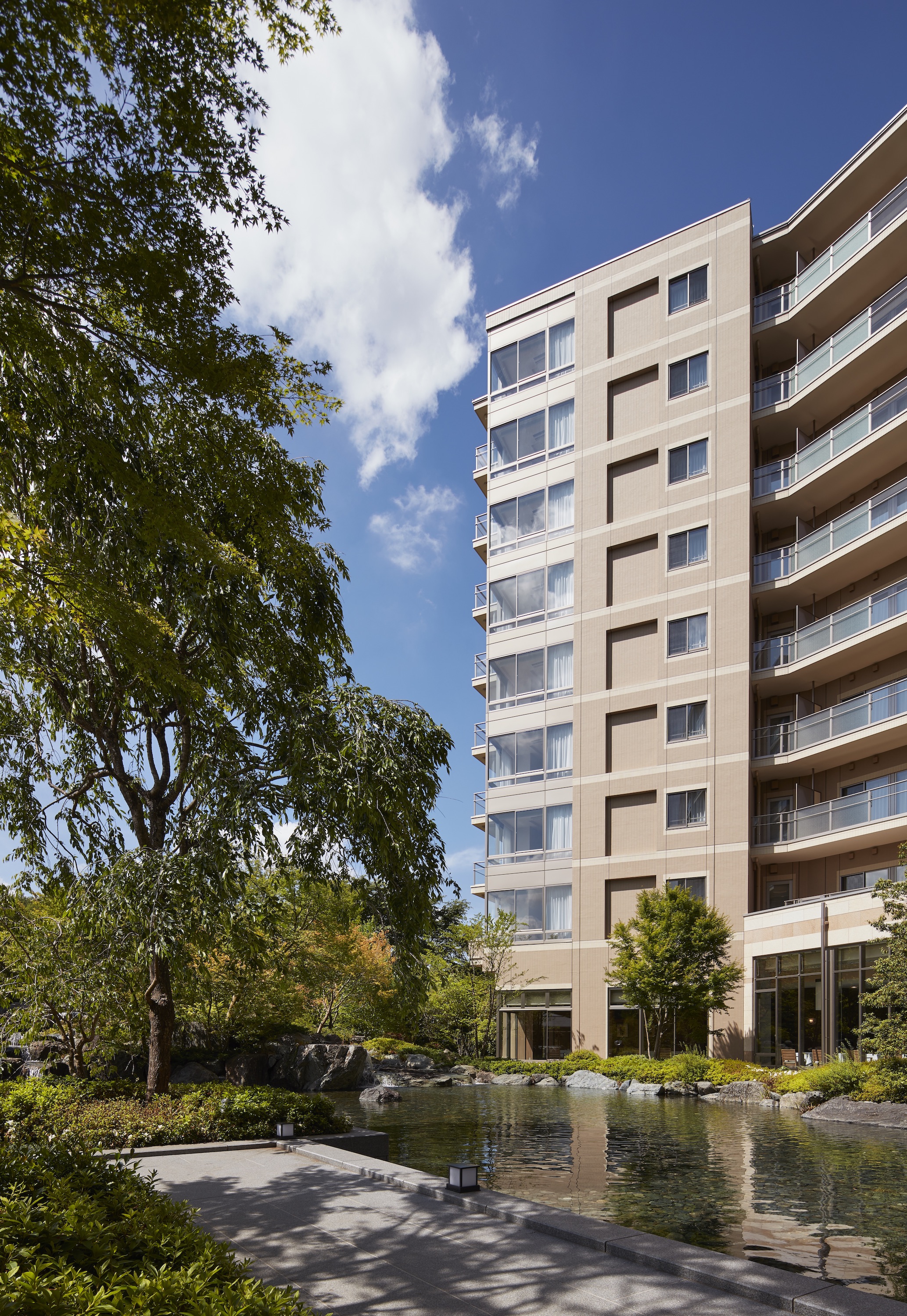 Sun City Showa Kinen Koen - Tachikawa by Richard Beard Architects ...