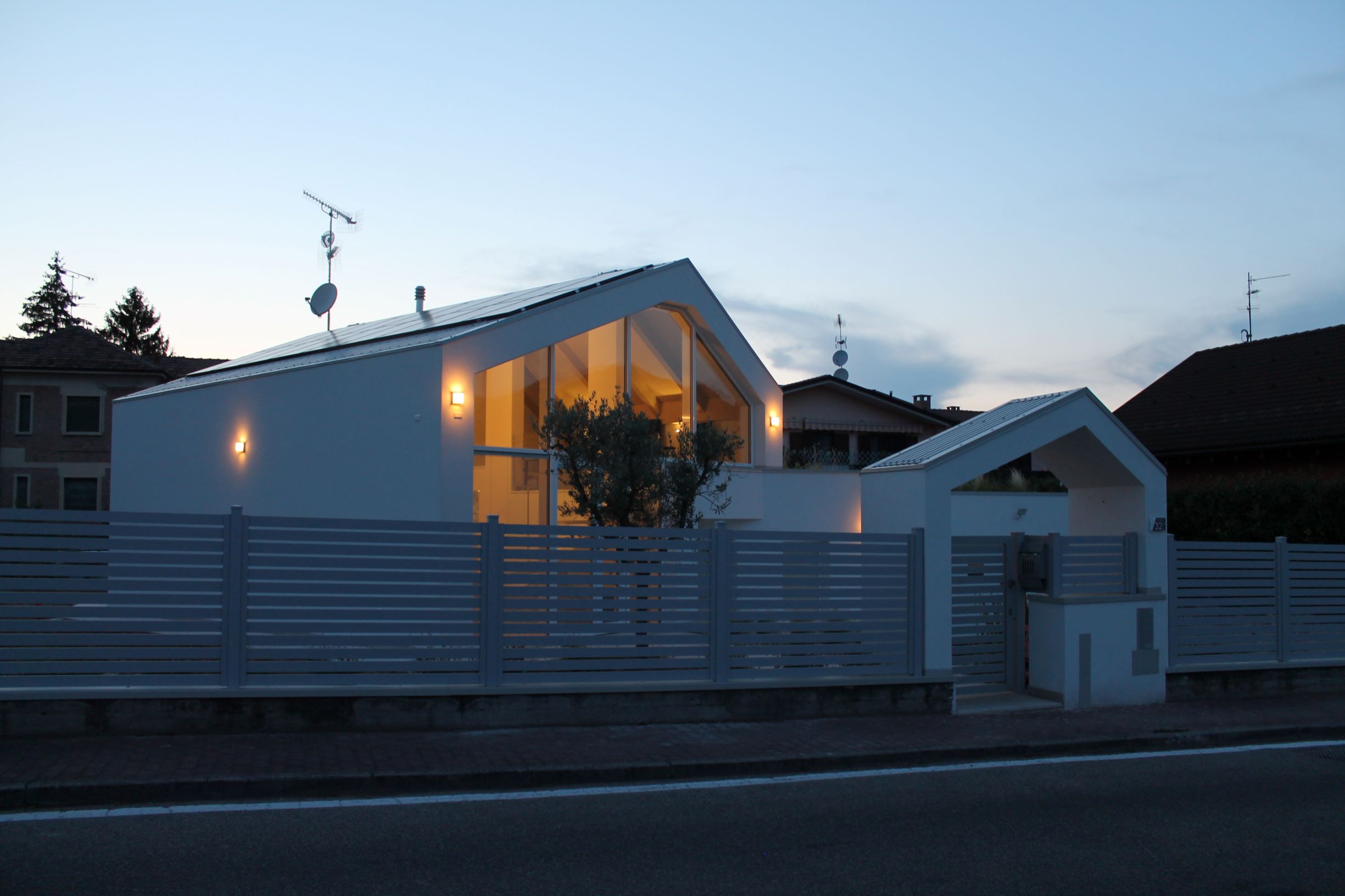 slash house by nico papalia - Architizer
