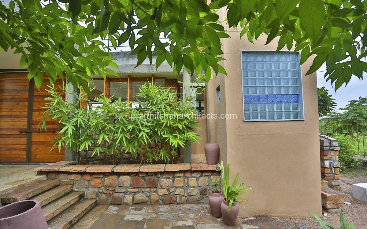 Villa Aaranyak - Farmhouse Design in India by prarthit shah architects ...