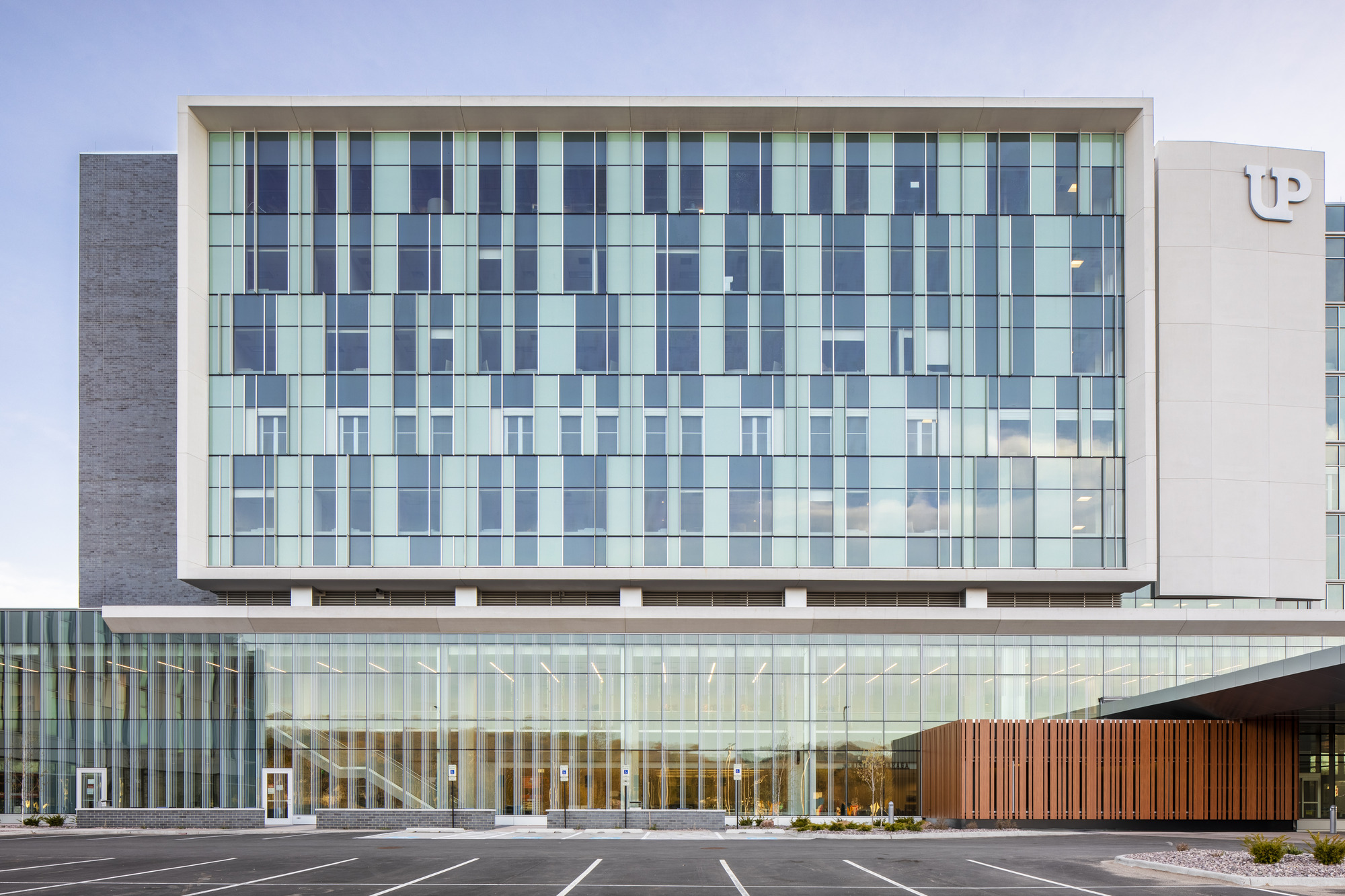 UP Health System – Marquette by Gresham Smith - Architizer