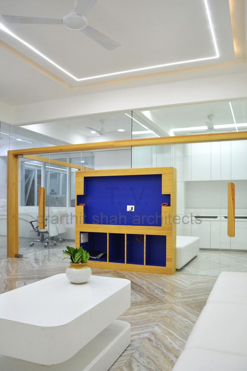 50 Shades of White – Office Interior Design by prarthit shah architects ...