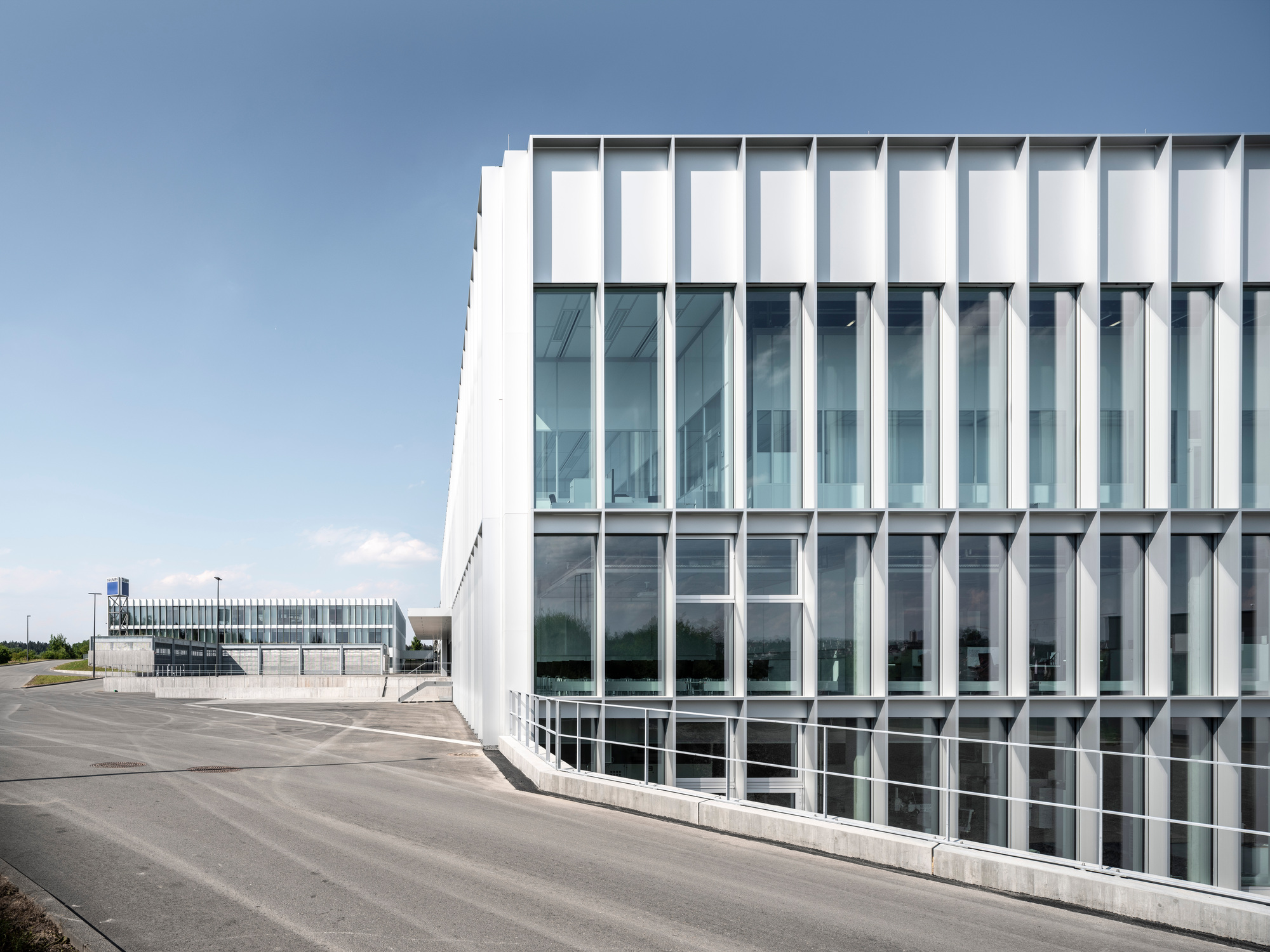 Production Hall Schramberg by Barkow Leibinger - Architizer
