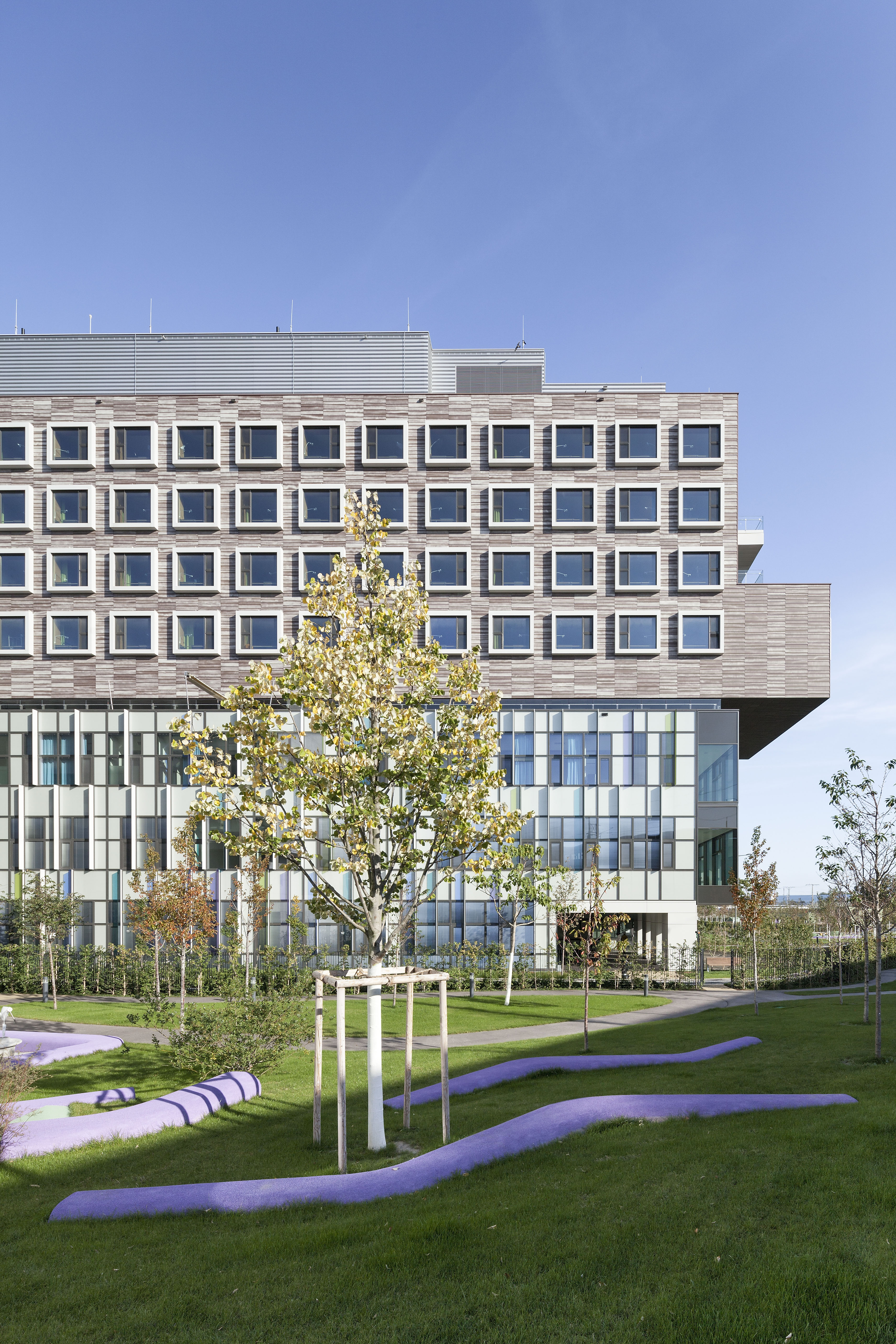 Vienna North Hospital by Martha Schwartz Partners - Architizer