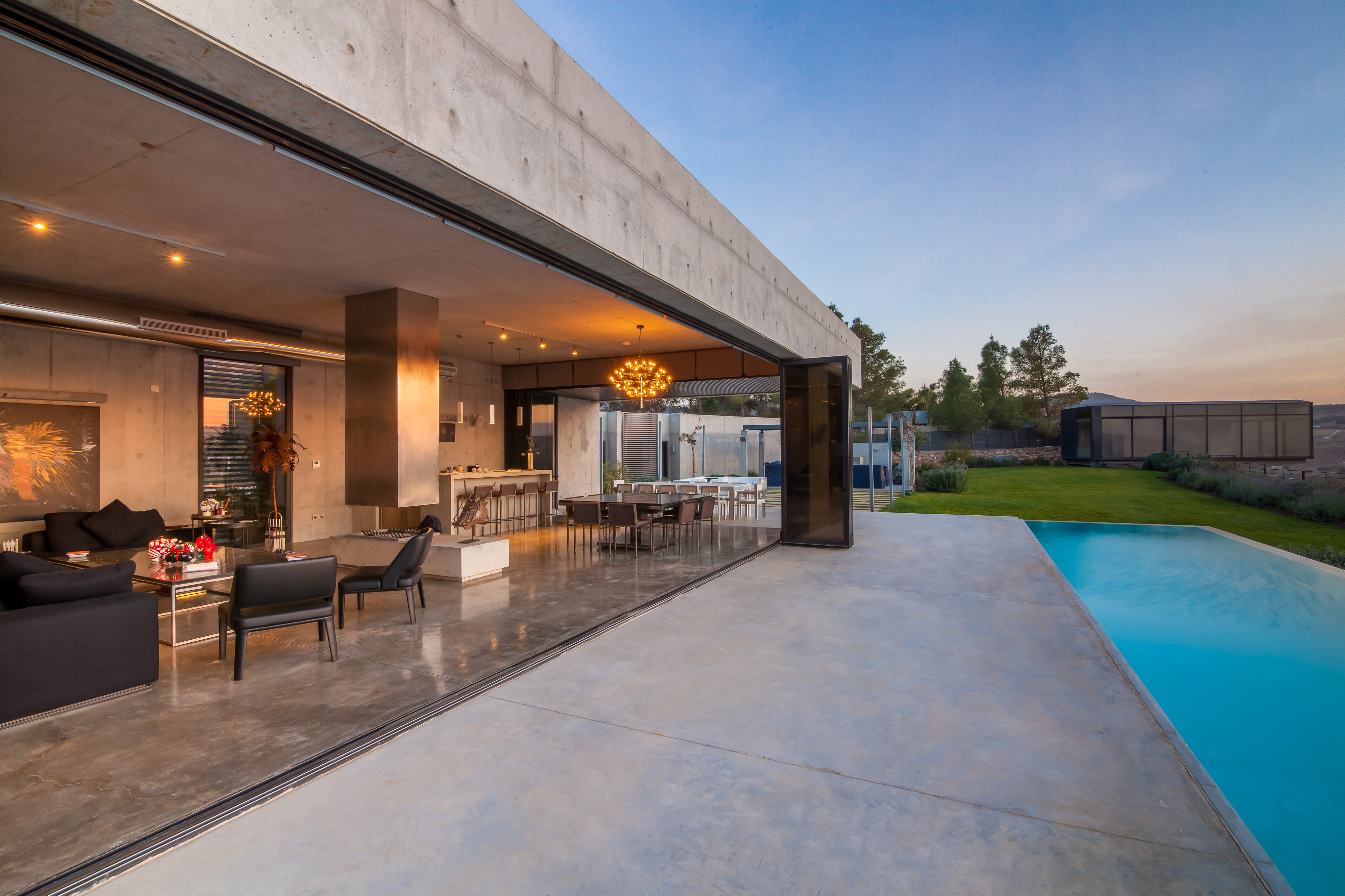 LTUC LUMINUS TECHNICAL UNIVERSITY COLLEGE by Uraiqat Architects ...