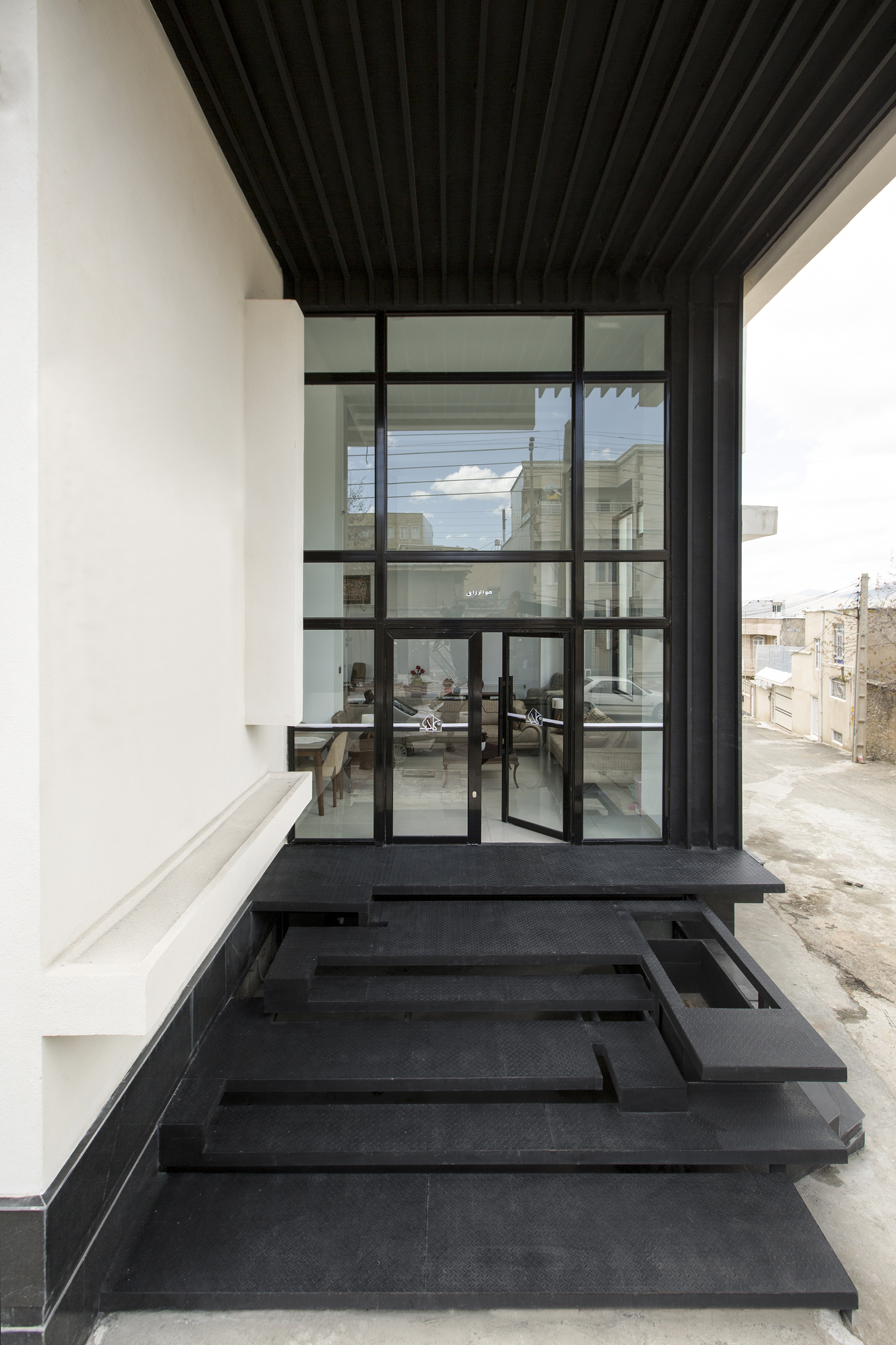 MAARZ Commercial and Residential Building by HERAM ARCHITECTS - Architizer