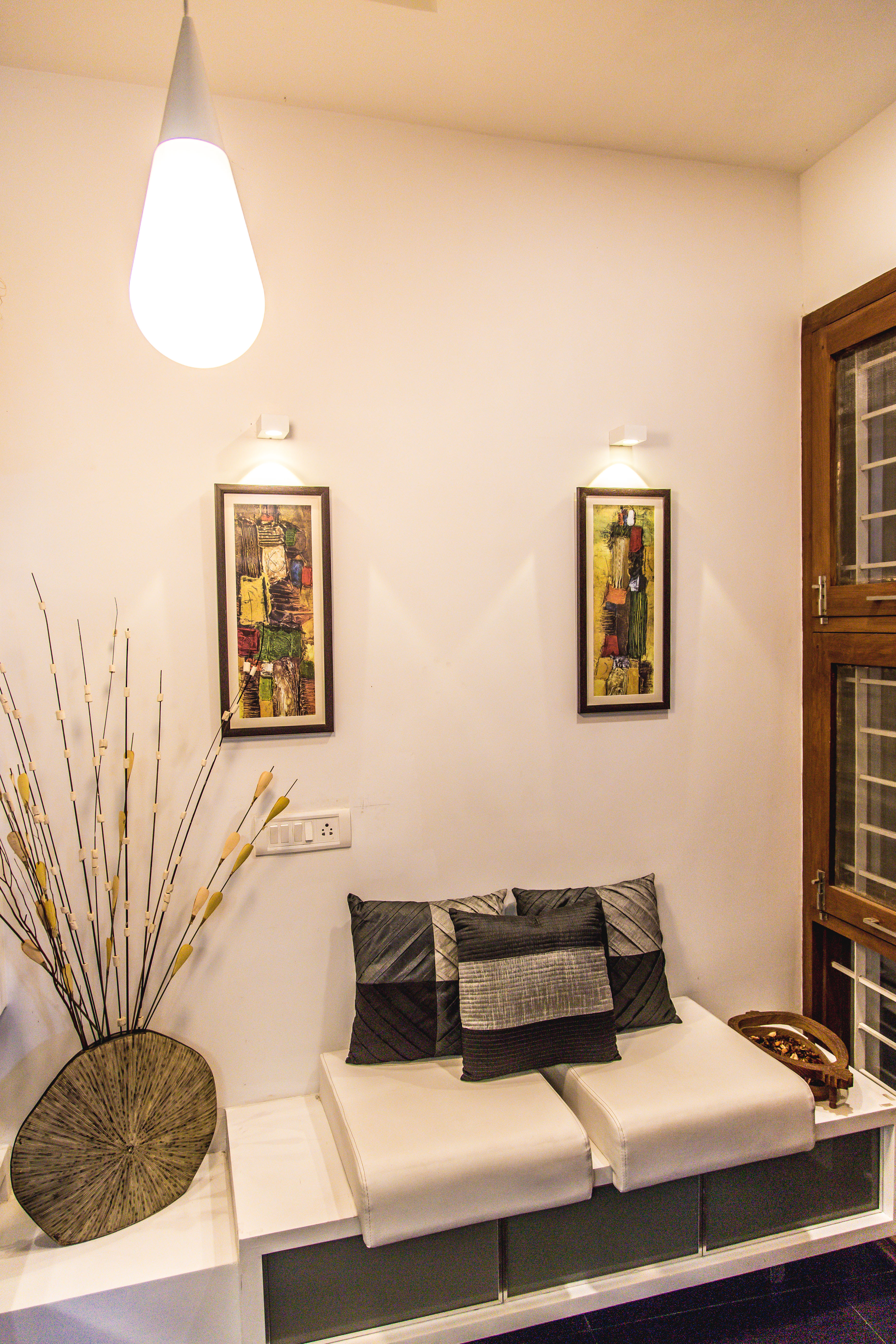 THE UNBOUND - A Home , A Piece Of Art . by Studio WhiteSCAPE - Architizer