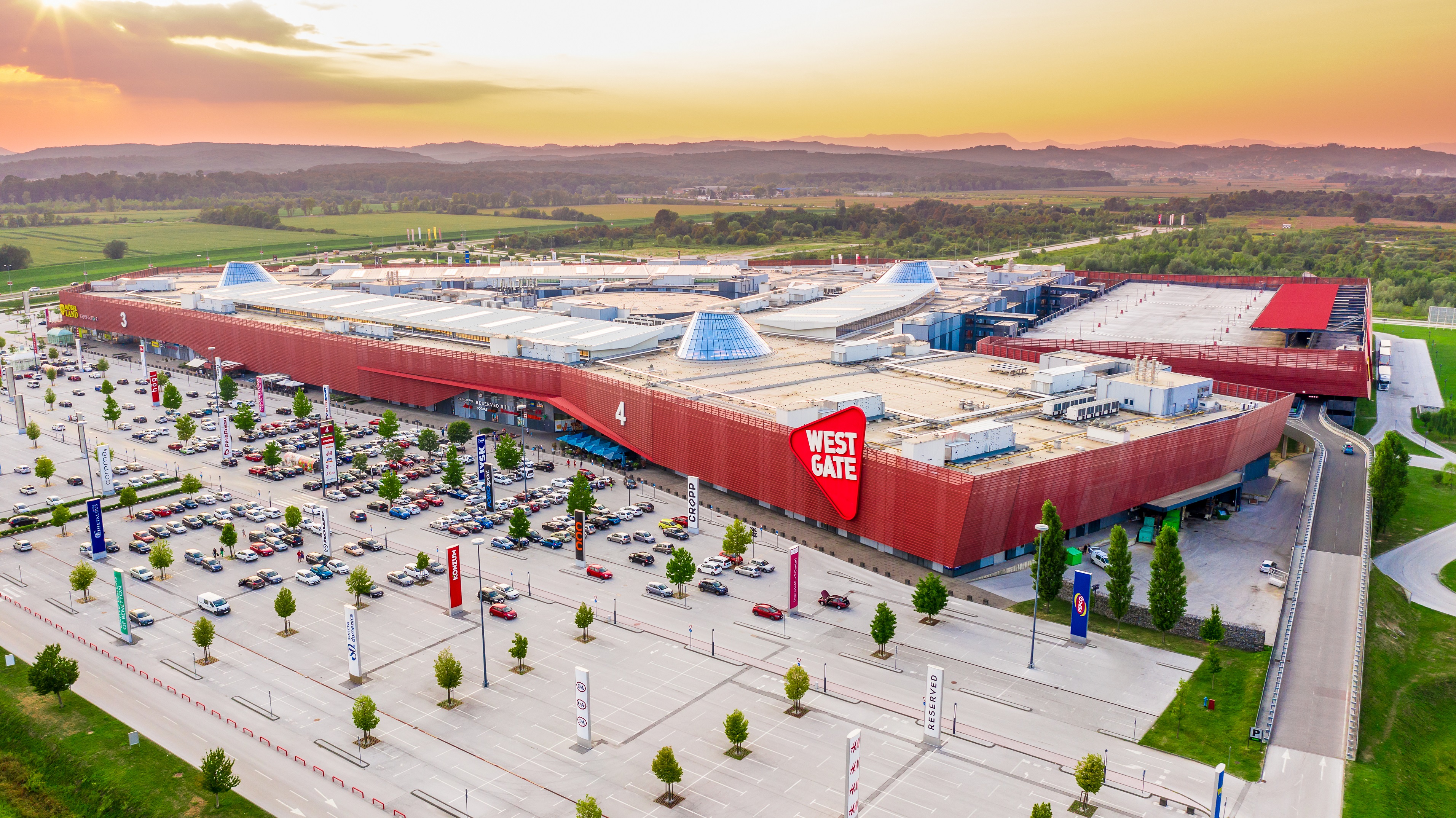 West Gate Centar by SIRRAH PROJEKT - Architizer
