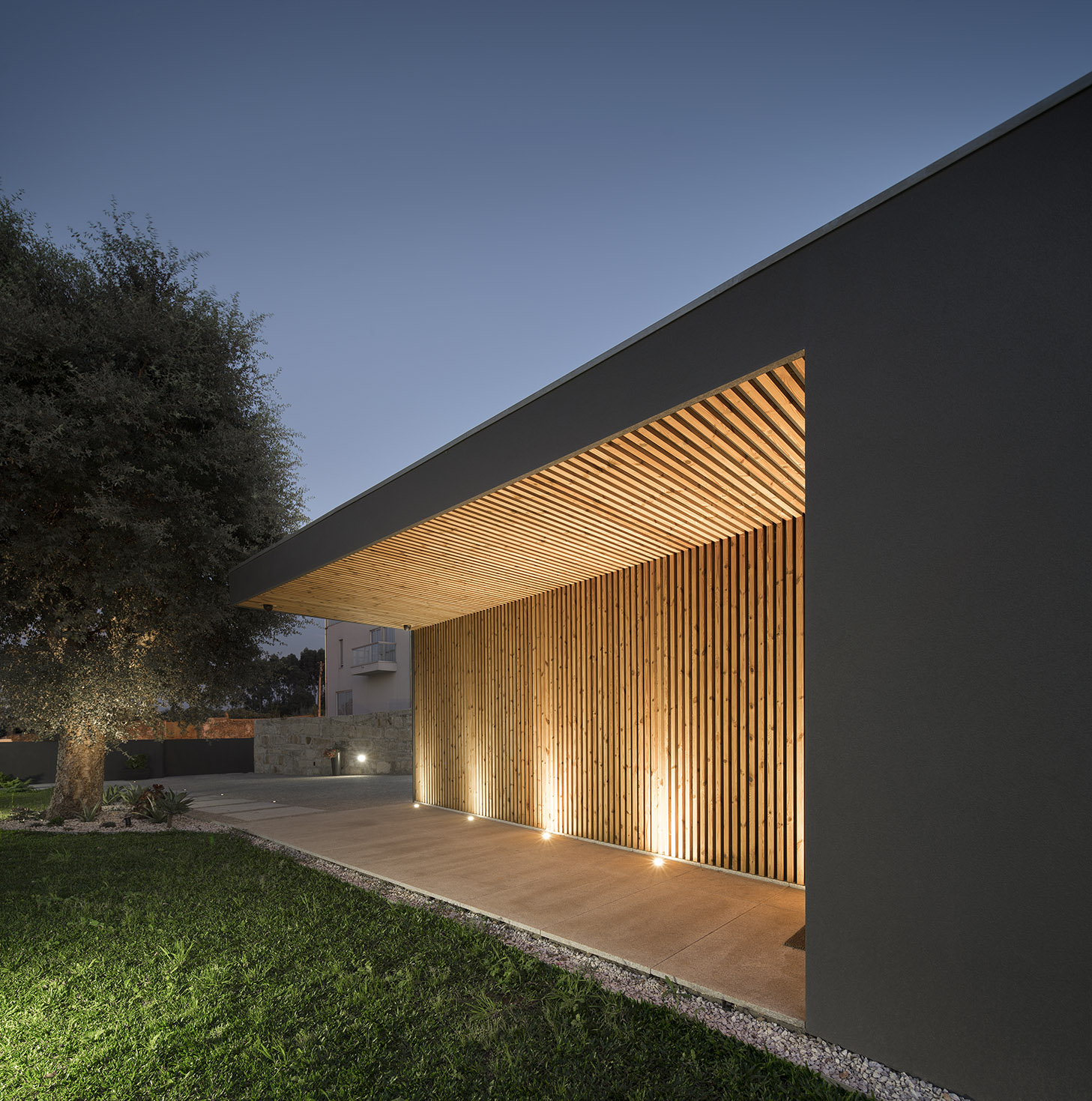 MC House by Henrique Soares Pinheiro - Architizer