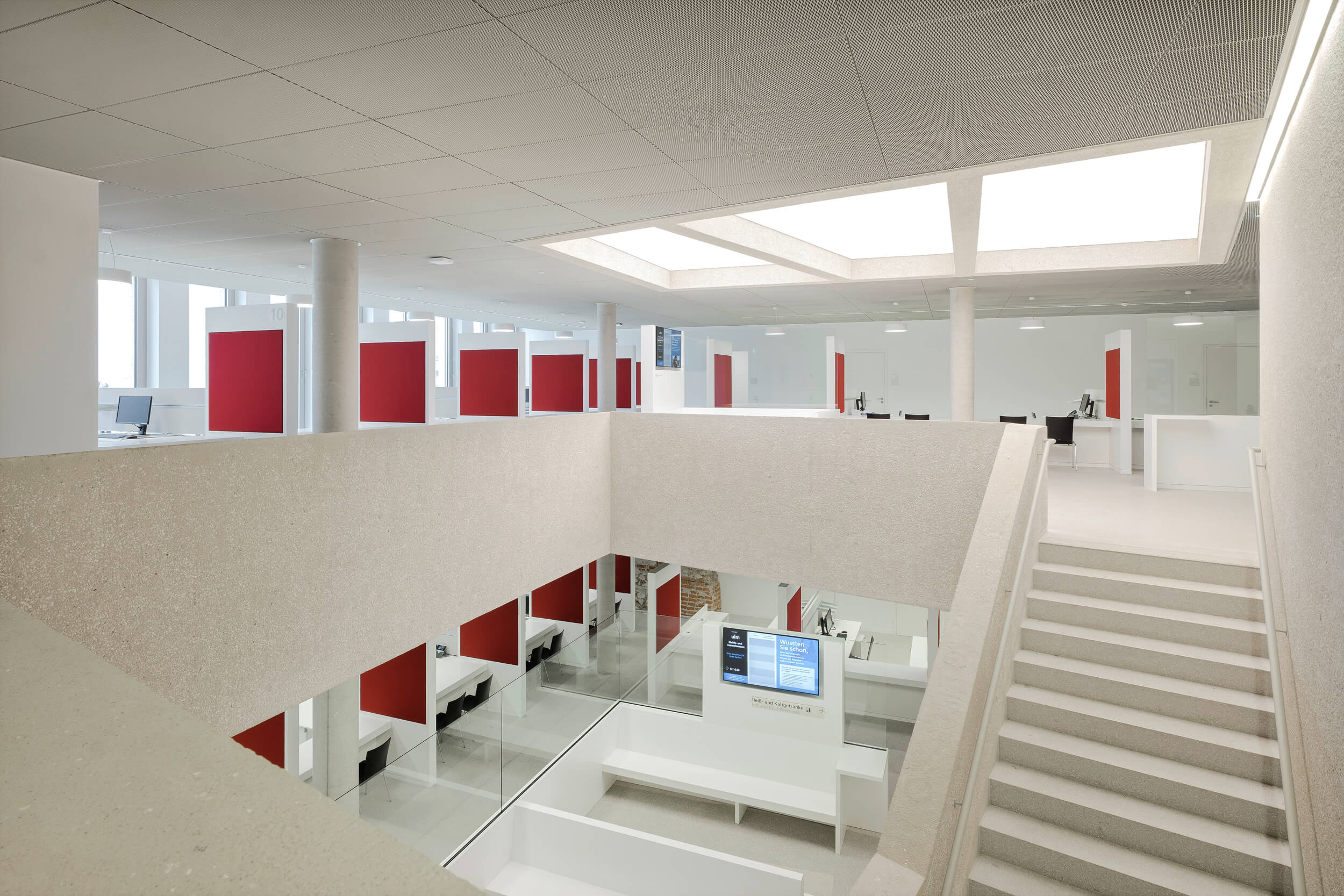 Idea 2819353: Citizen Service Center of the City of Ulm by Bez + Kock ...