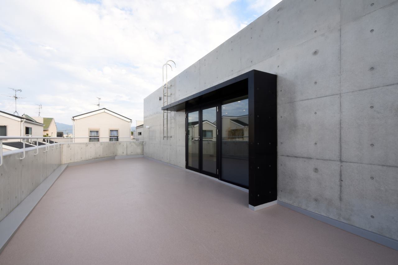 Round & Sharp by Hirodesign.jp - Architizer