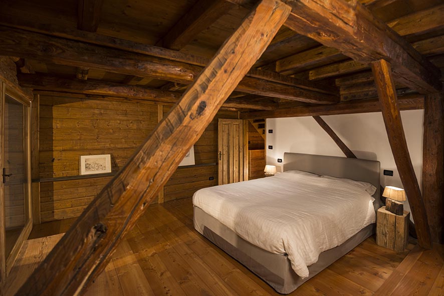 Ancient barn in the Alps by Cumo Mori Roversi Architects - Architizer