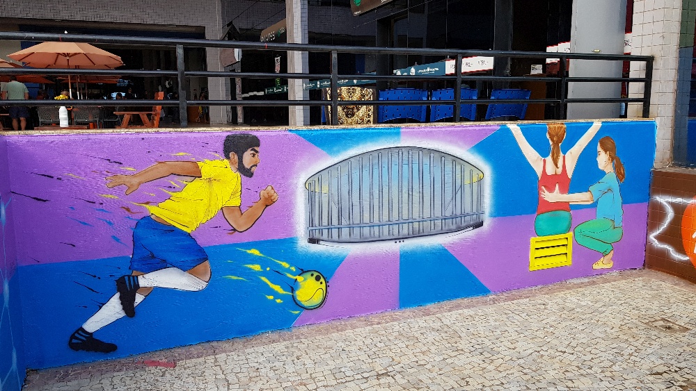 the joy of graffiti in your workplace by Centro Clinico Sudoeste ...
