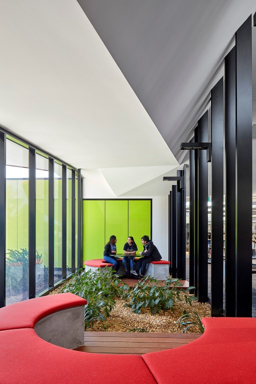 HOLMESGLEN LEARNING COMMONS & STUDENT HUB by Crosier Scott and ...